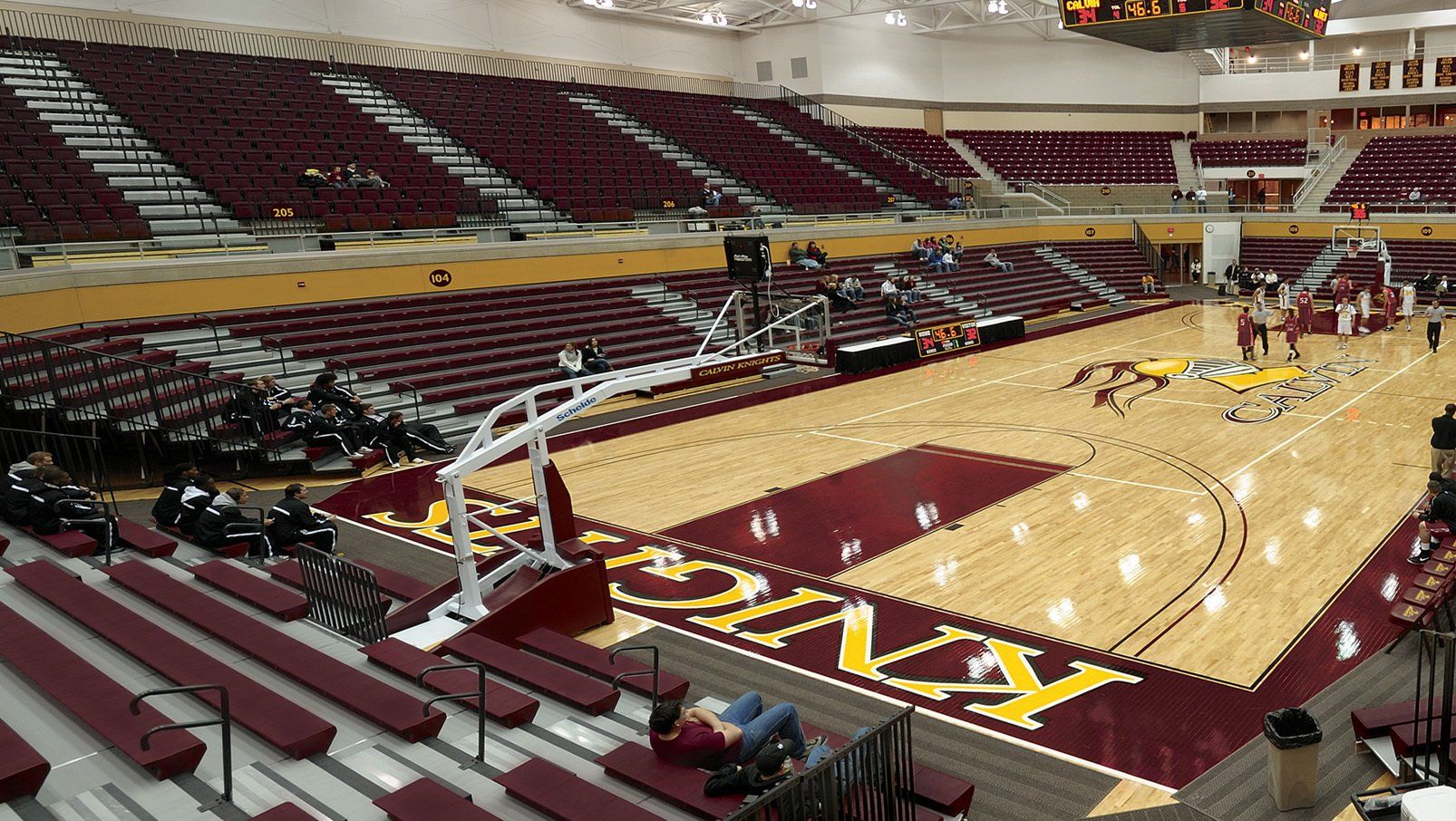 Interkal | Telescopic Seating at Calvin College Arena