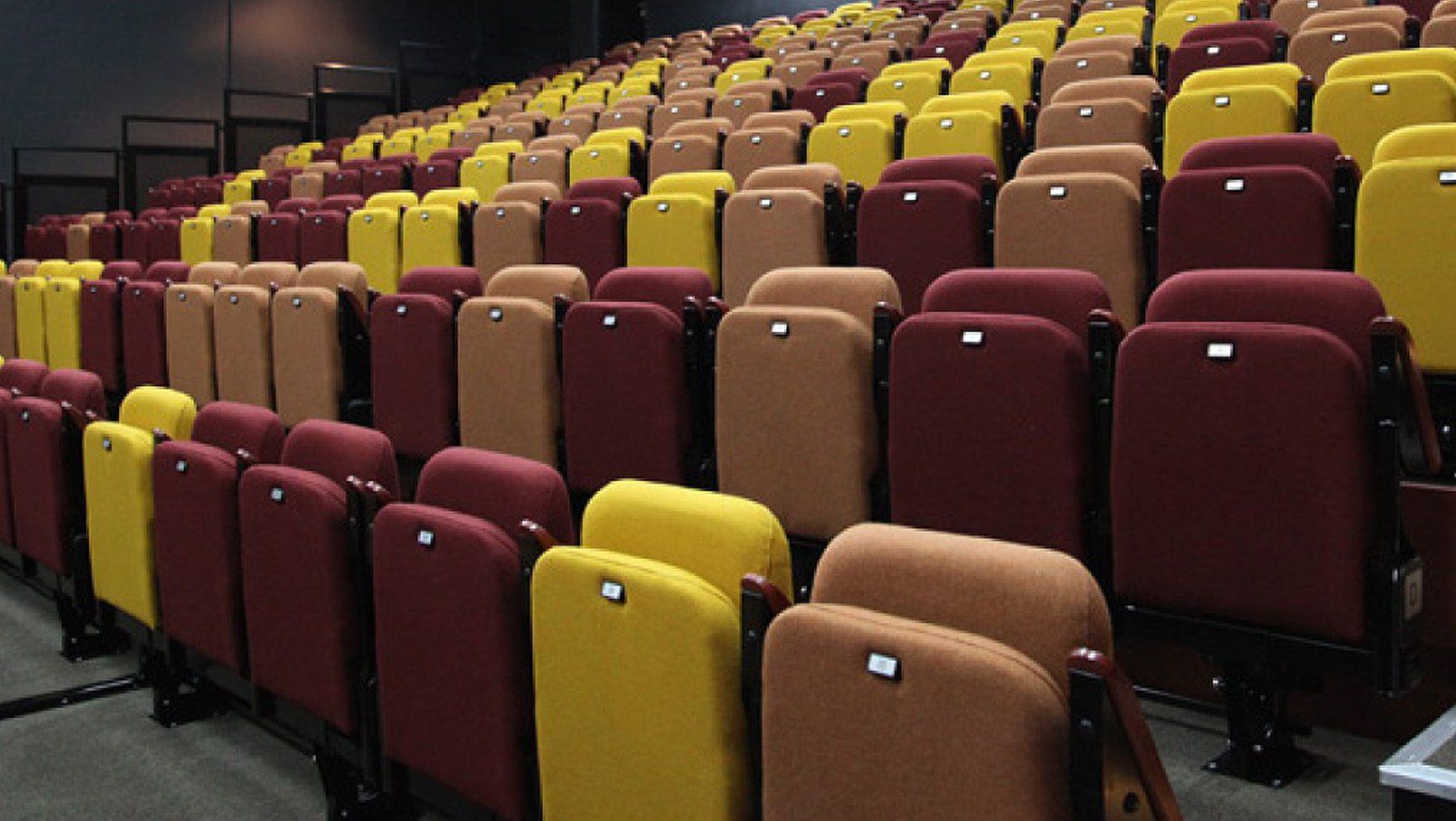 Interkal | UNITED Platform Seating for Auditoriums