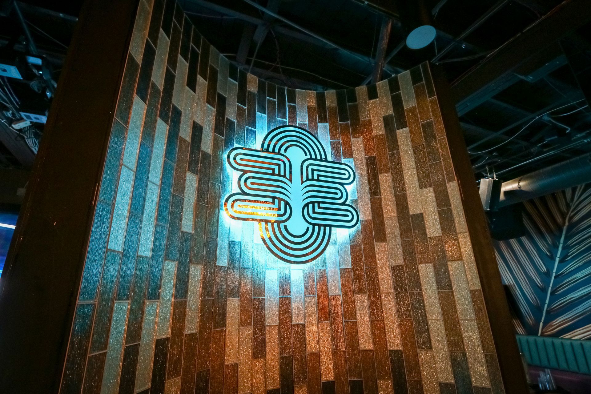 Encore Nightclub & XOXO Lounge | Charlotte, NC