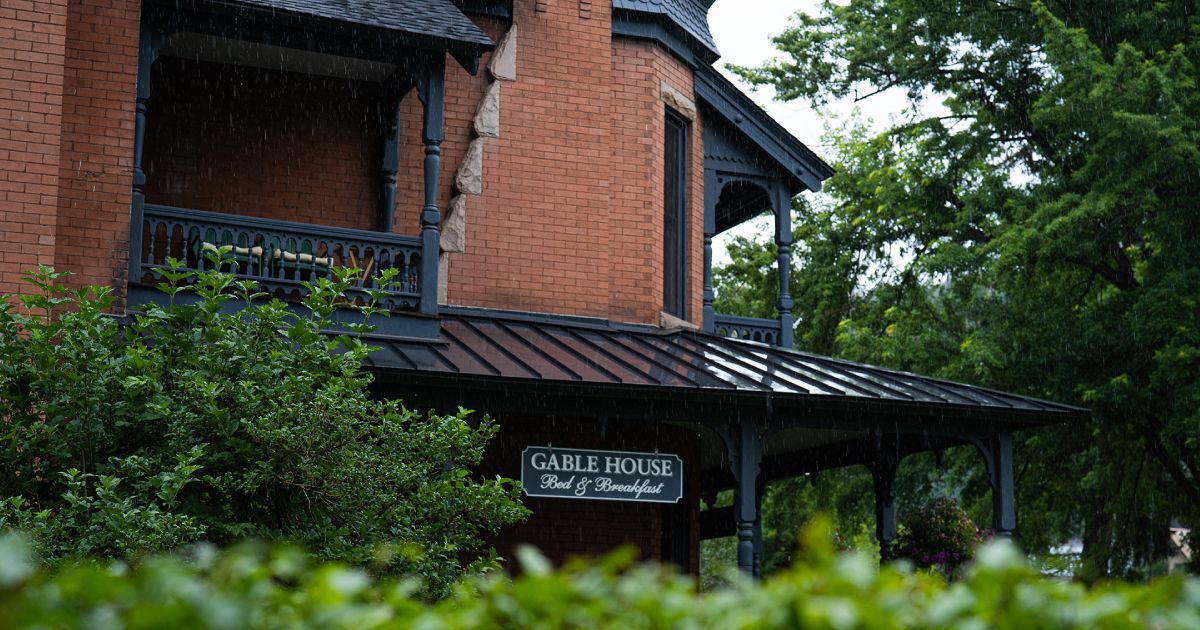 About Us | Gable House Bed and Breakfast Inn