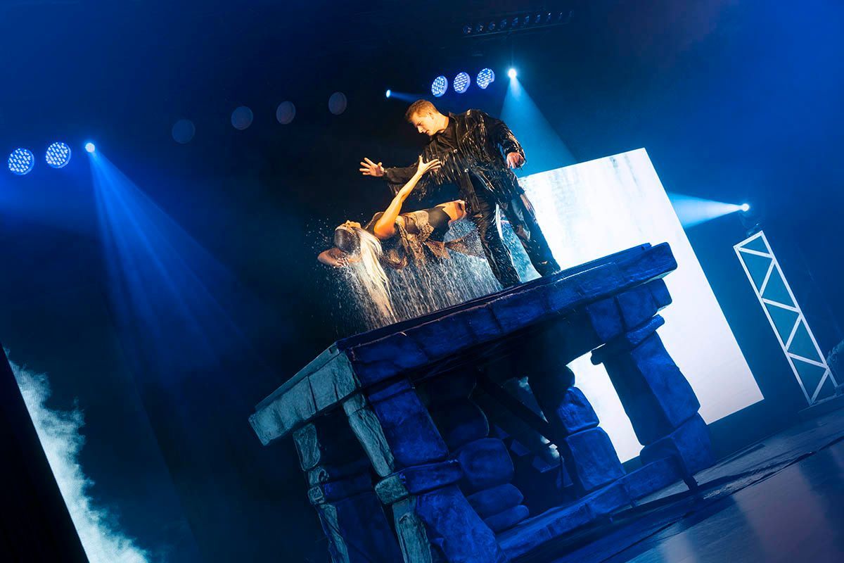 Wild Magic Photo Gallery | Greg Frewin Theatrical Centre