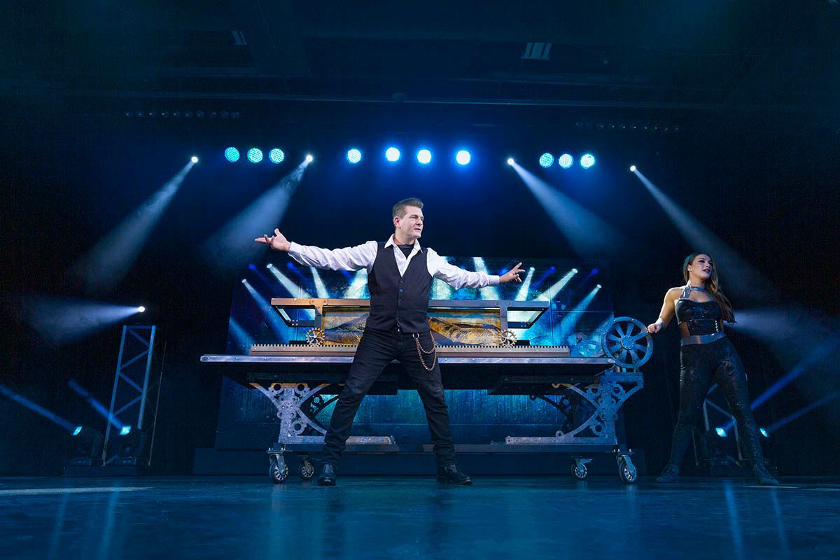 Wild Magic Photo Gallery | Greg Frewin Theatrical Centre