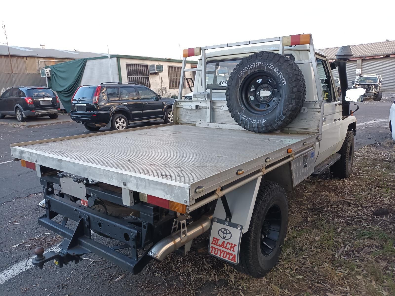 W-5220 TOYOTA LANDCRUISER HJ75 UTE DIESEL 2H TURBO SINGLE CAB