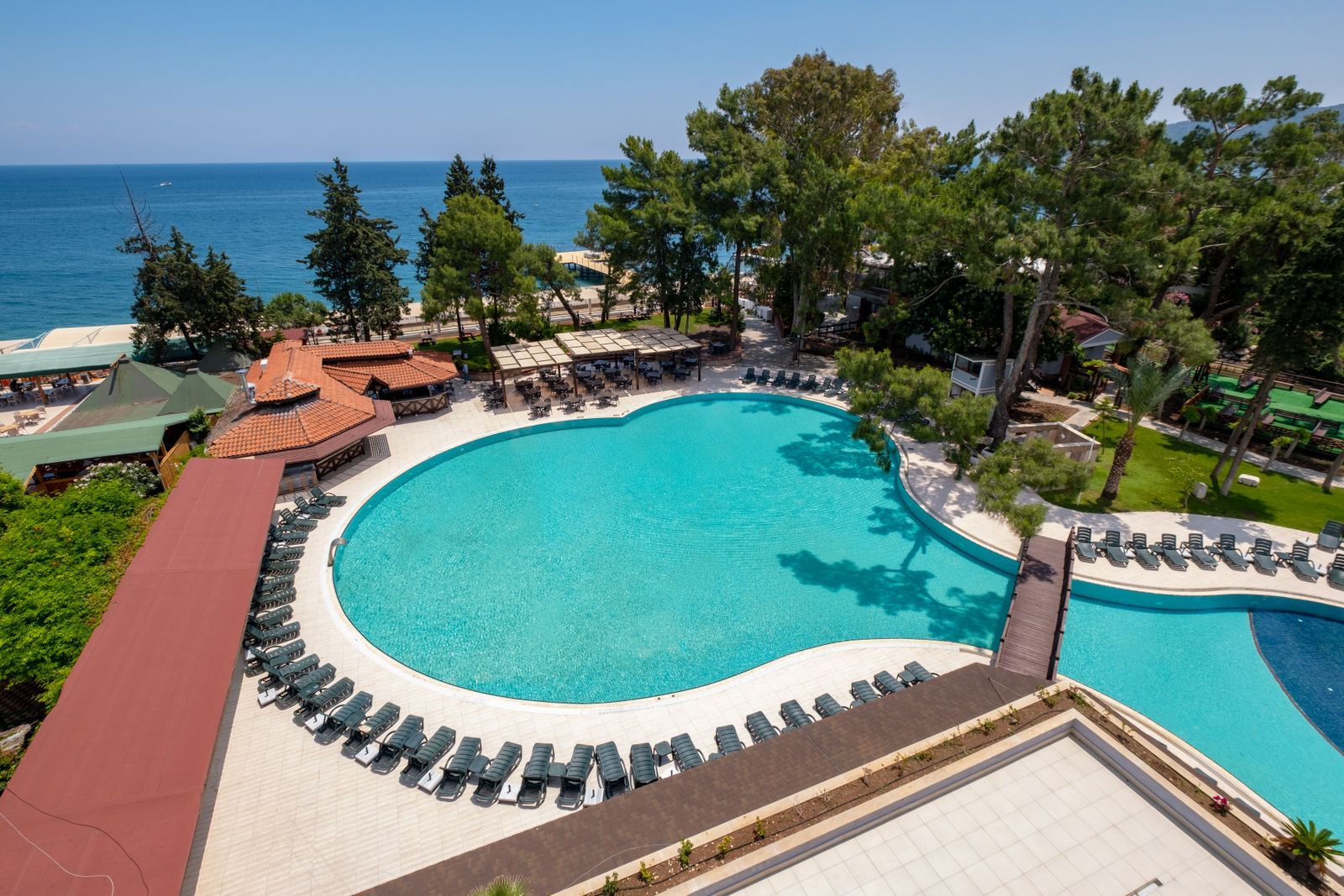 Fore Resort & Spa | Best Rate Guarantee