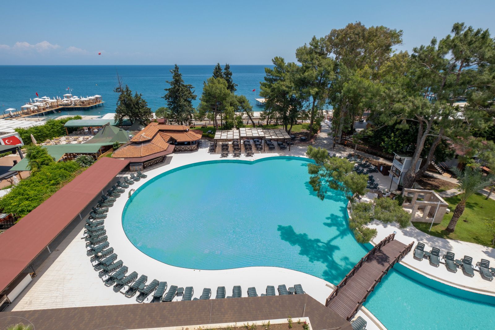 Fore Resort & Spa | Best Rate Guarantee