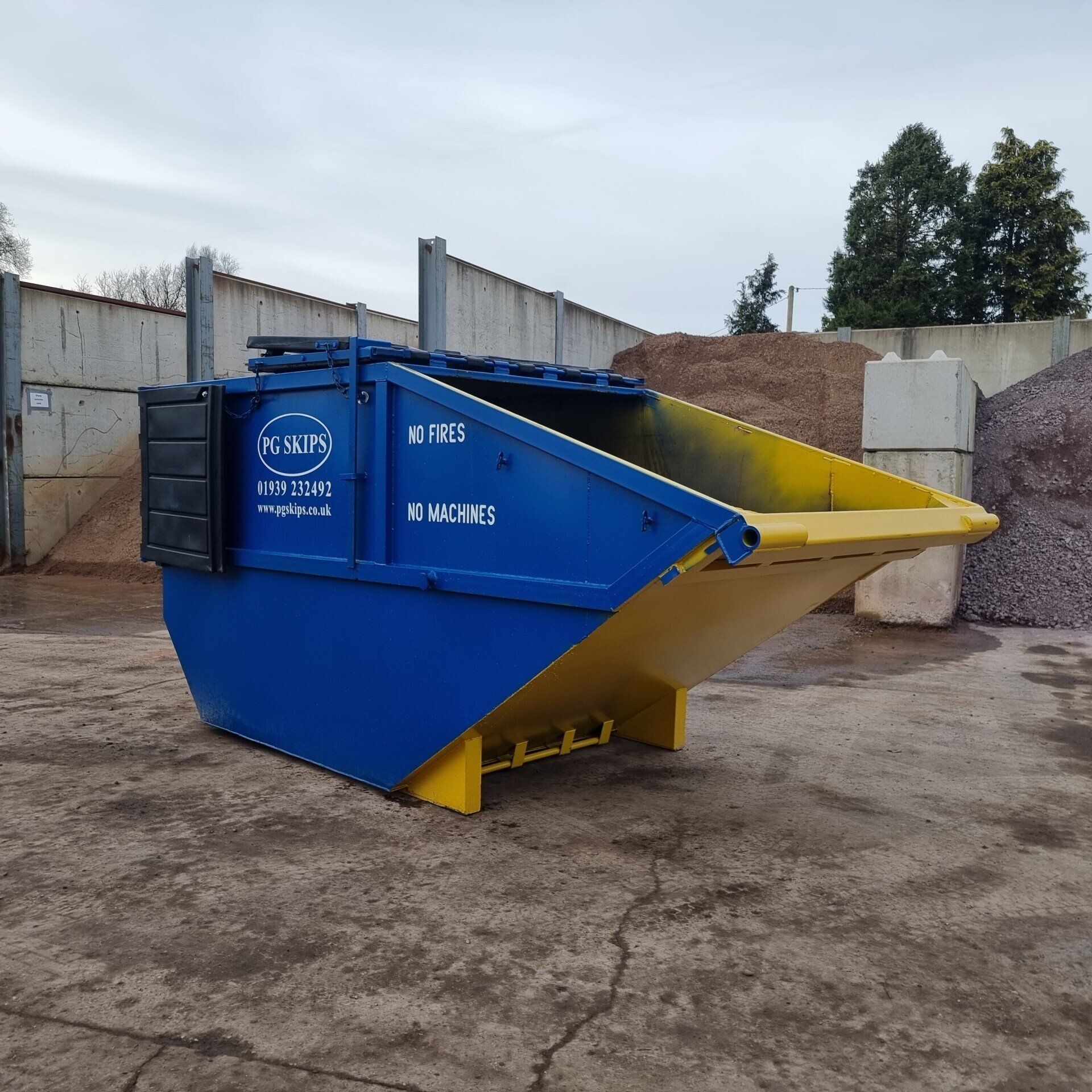 Bin Hire, REL, Regular collections, Recycling, No contract.