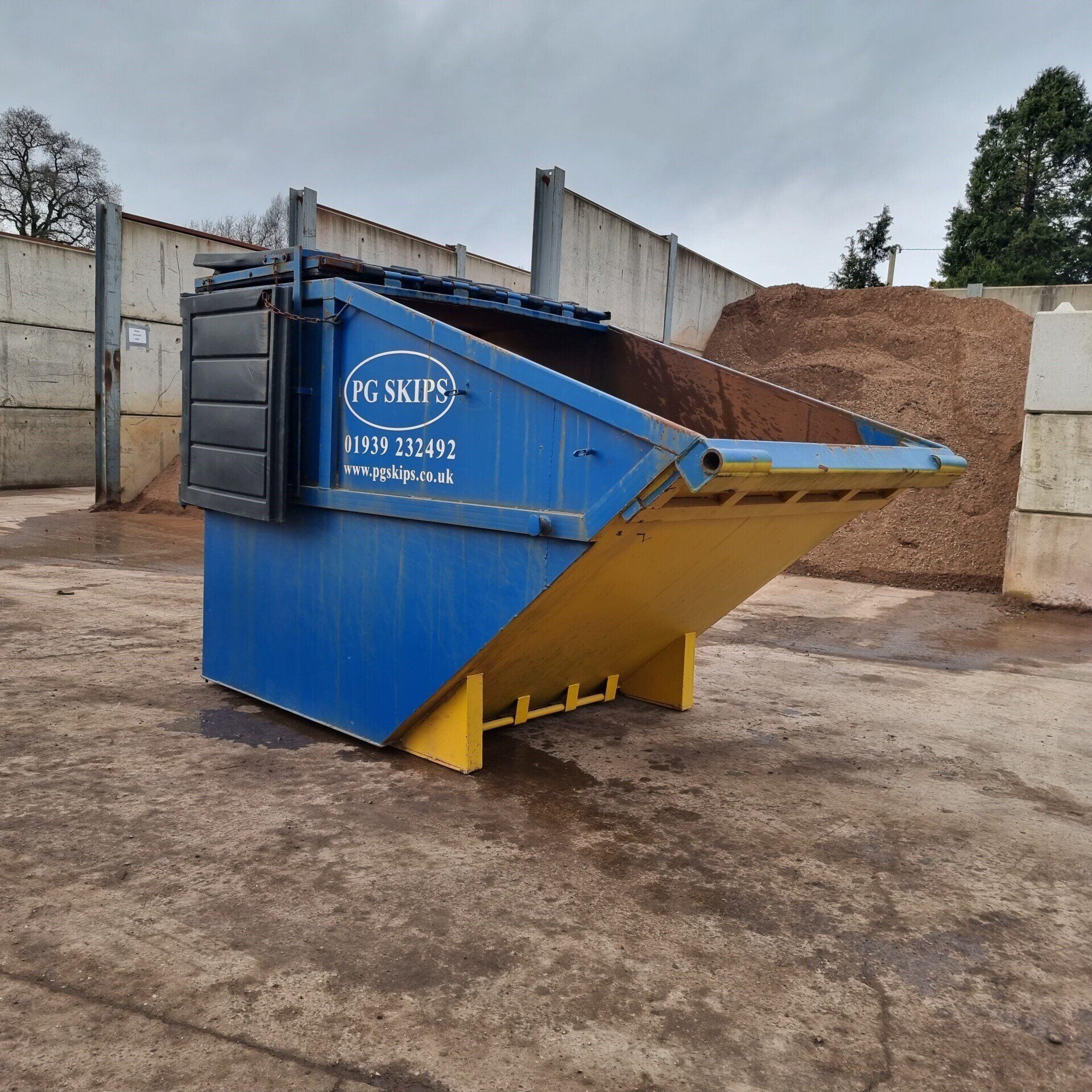Bin Hire, REL, Regular collections, Recycling, No contract.