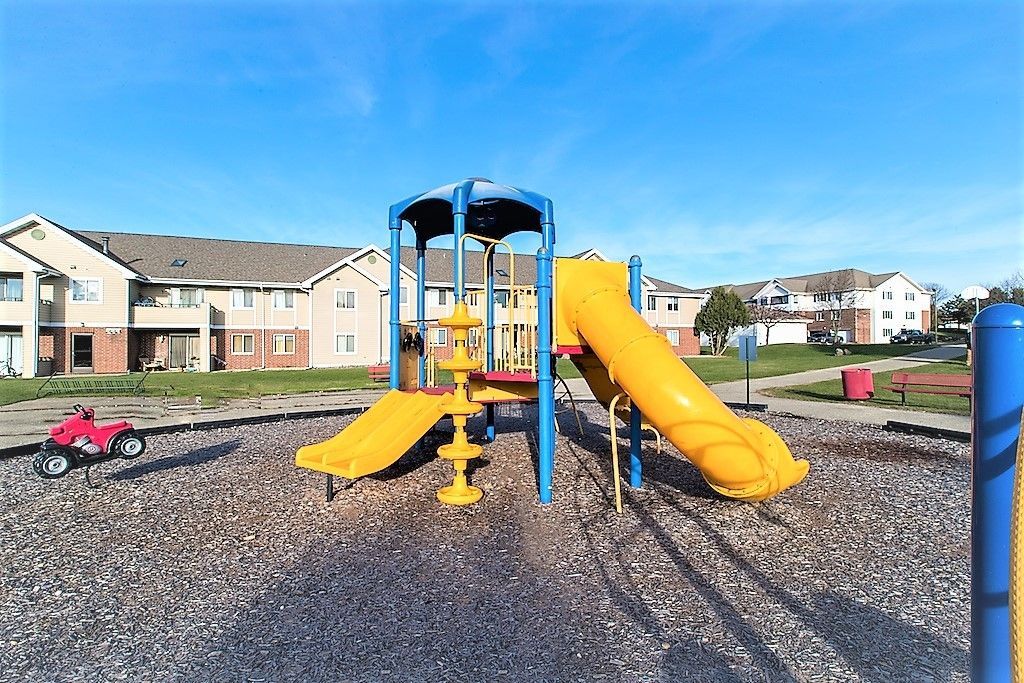 Chestnut Ridge Apartments - Diamond Property Management