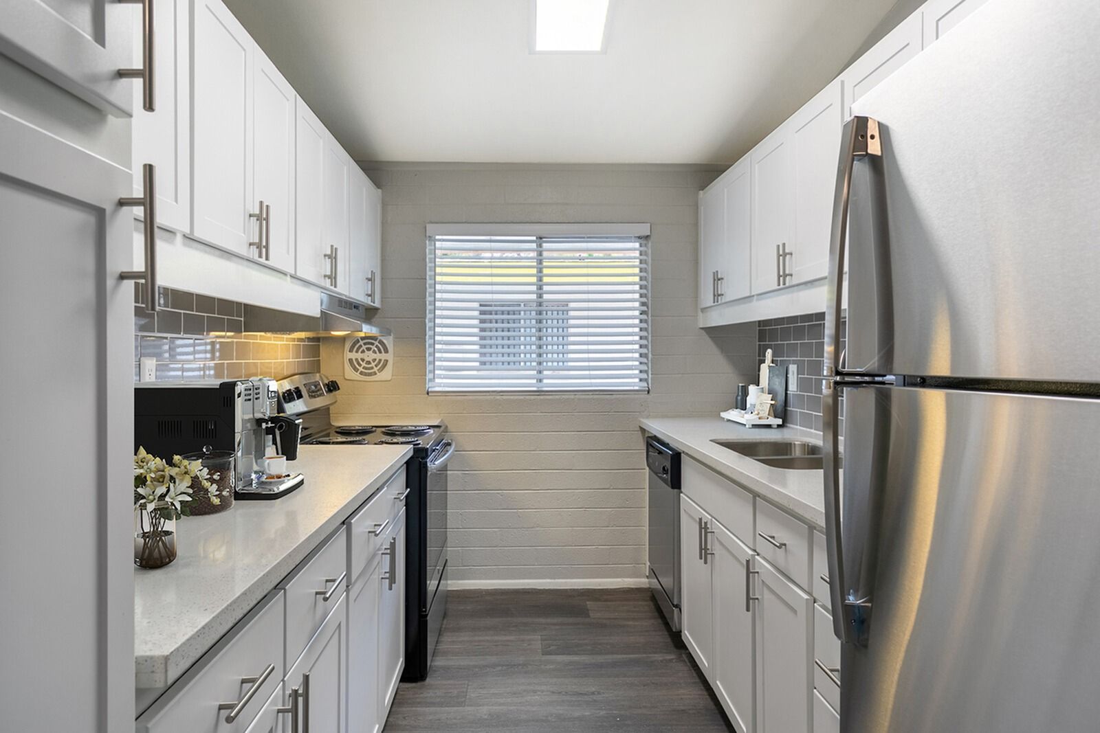 Dwell | Studio, 1, 2 Bedroom Apartments in Scottsdale, AZ