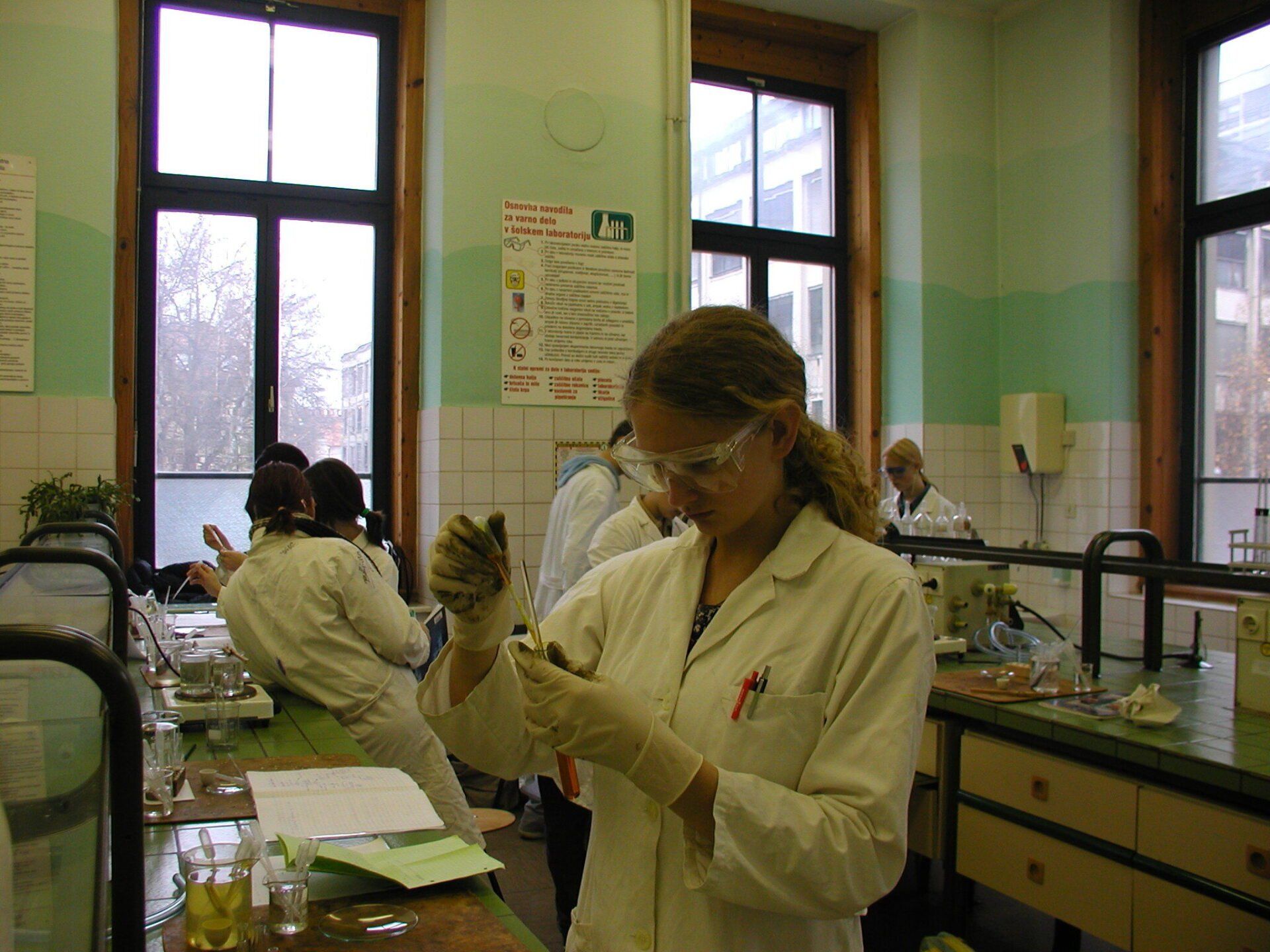 Fotografije kemijski tehnik