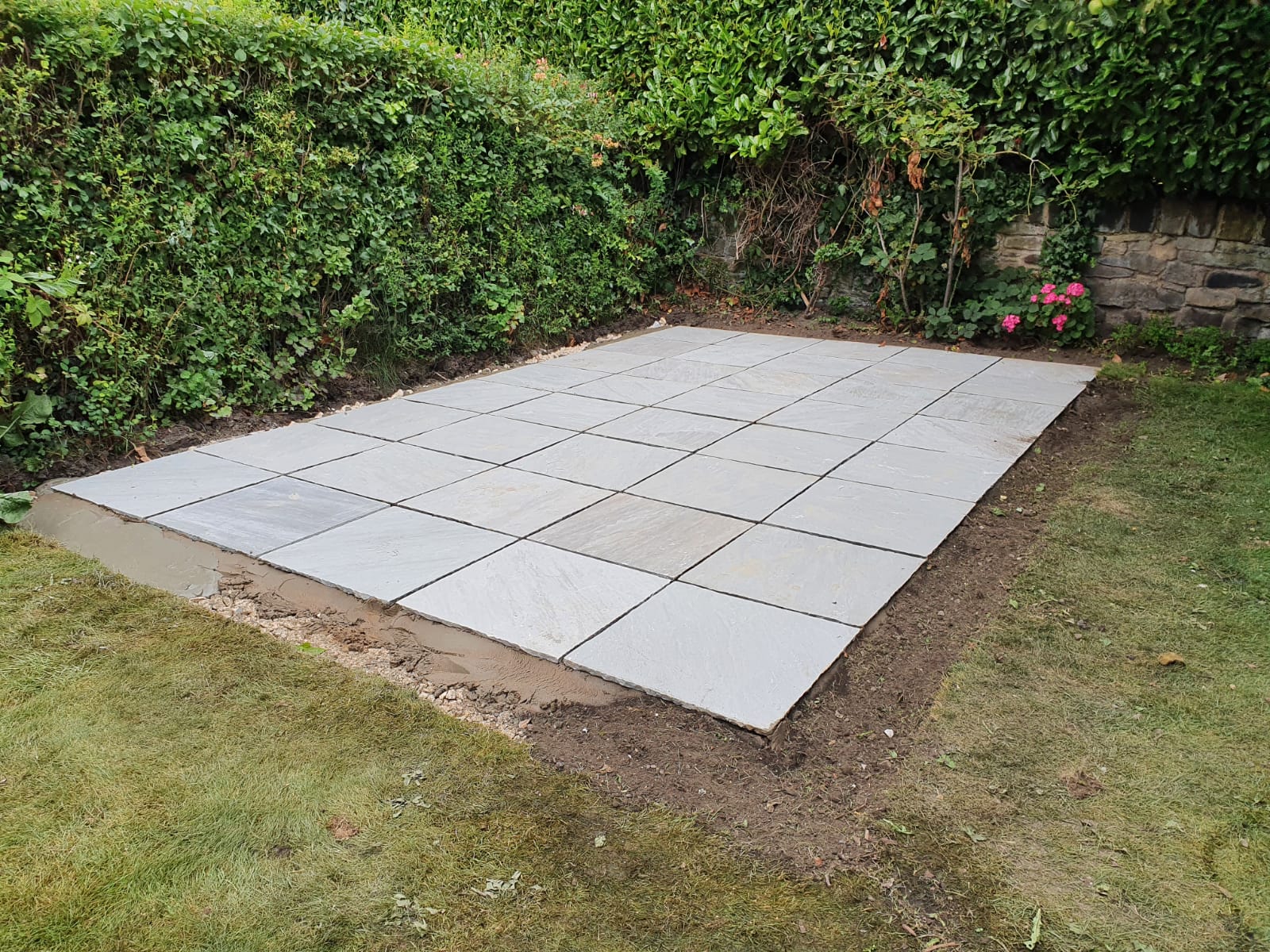 Patios Coventry | Patio Installers Coventry - DNA Driveways