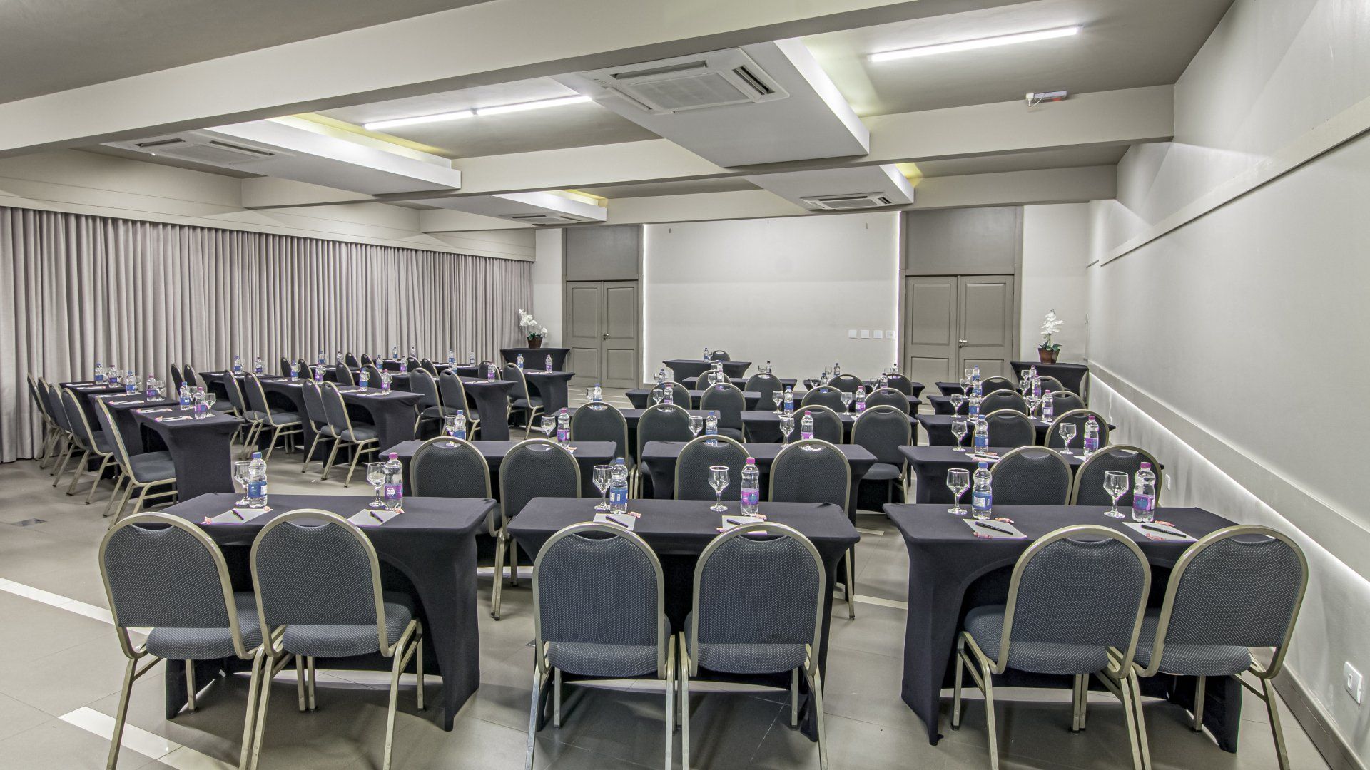 Eventos | Hotel Deville Express Cascavel | Hotéis Deville