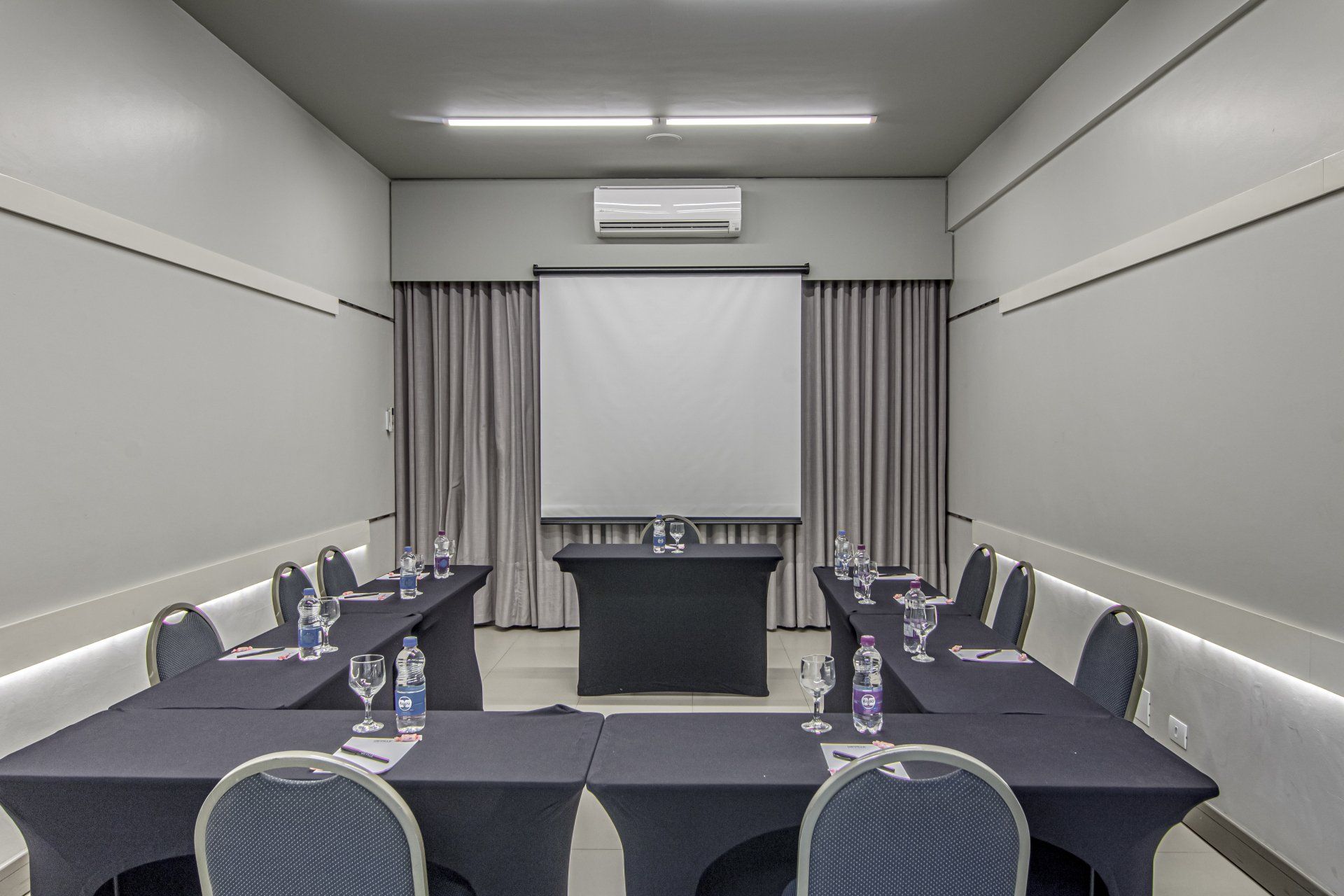 Eventos | Hotel Deville Express Cascavel | Hotéis Deville