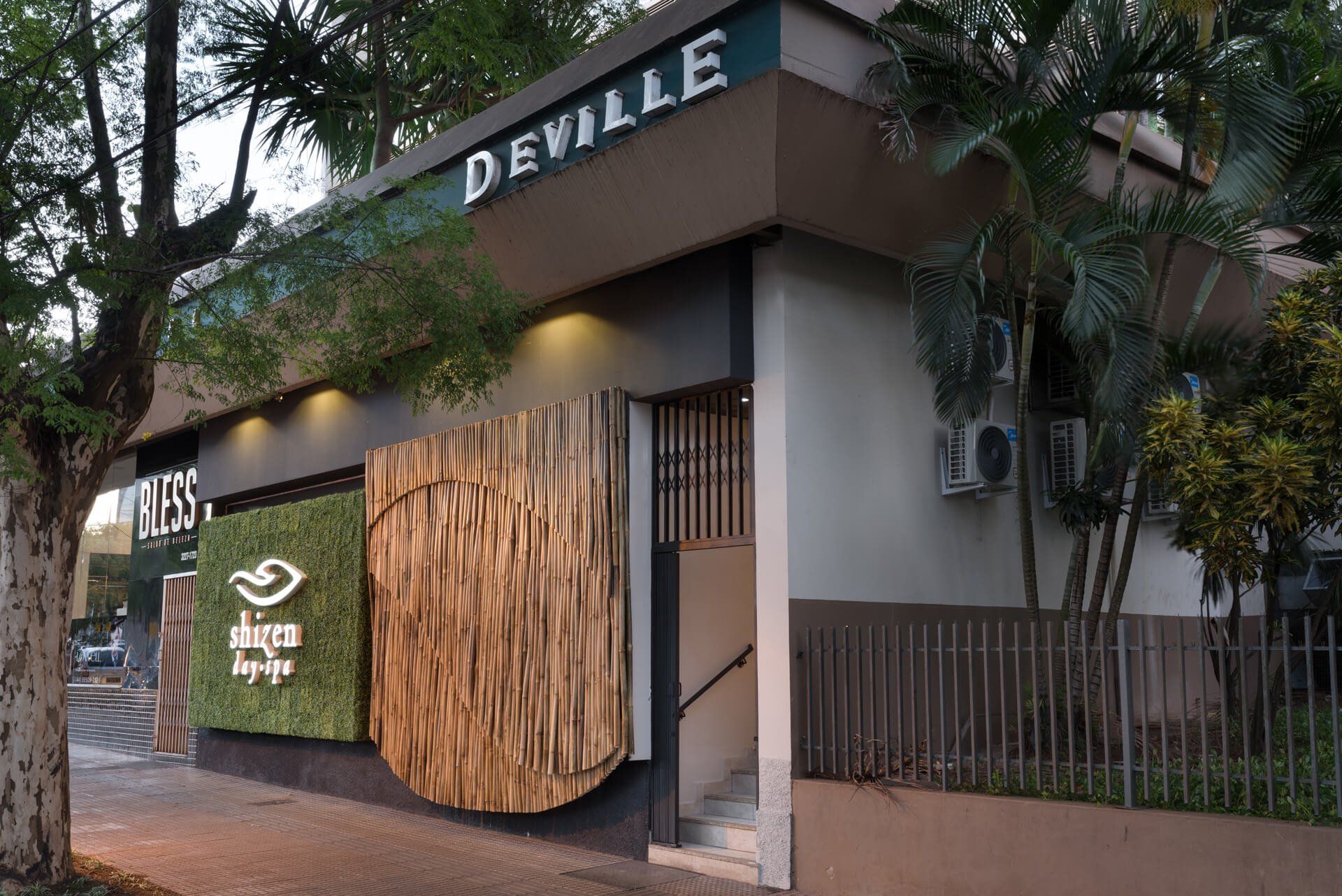 Lazer e Conveniência | Hotel Deville Business Maringá | Hotéis Deville