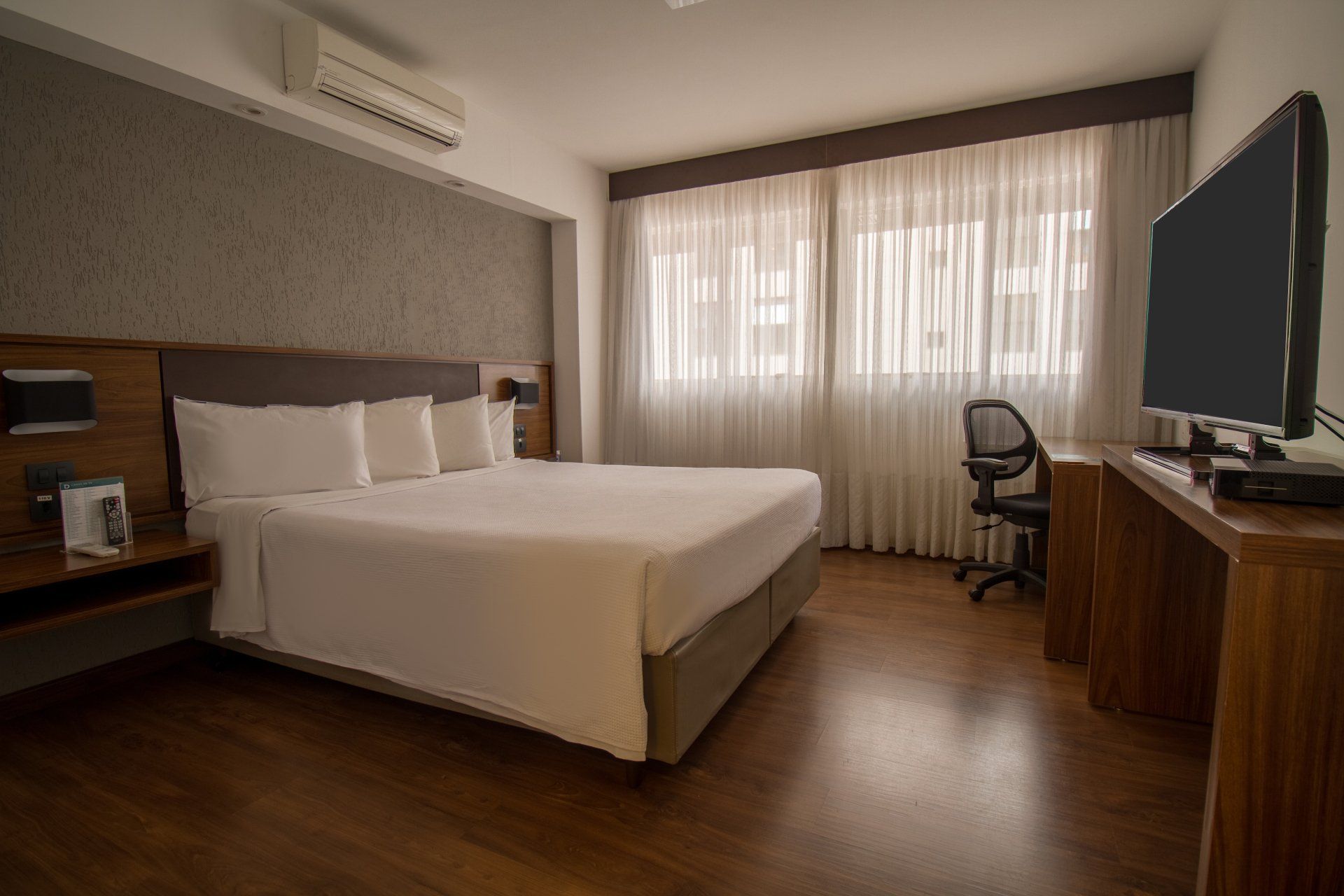 Hotel Deville Curitiba | Hotéis Deville