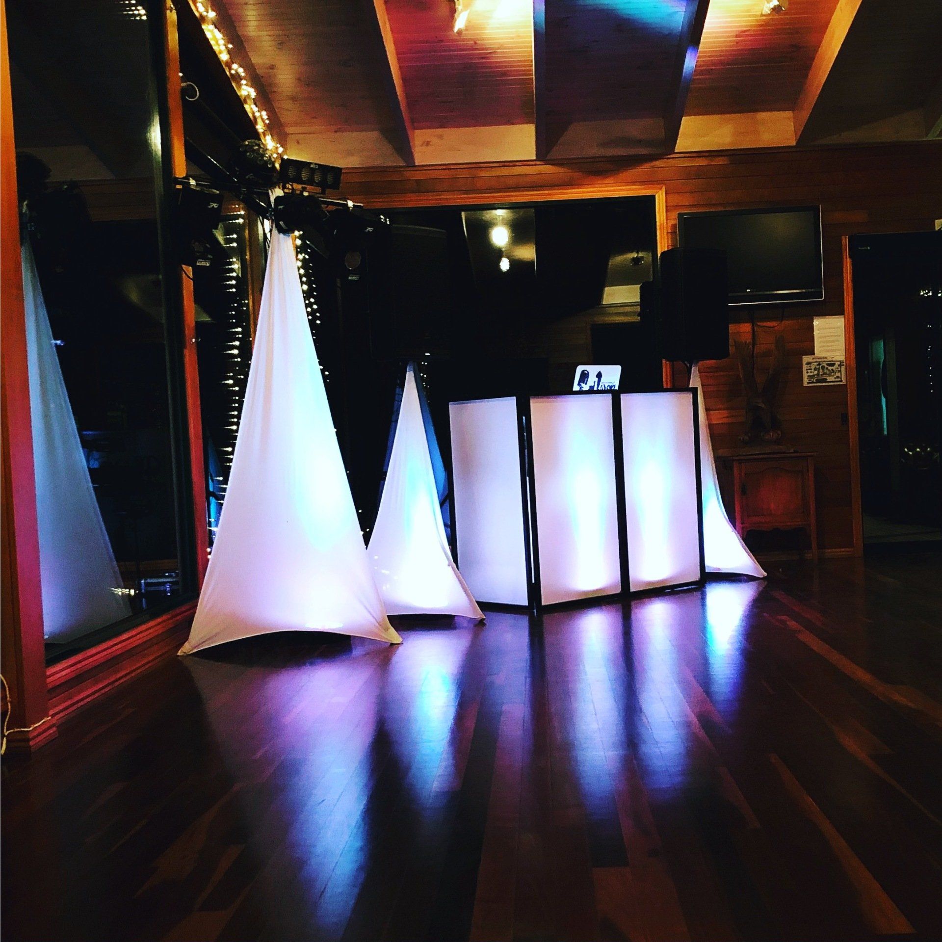 Jay Allen | Marriage Celebrant & Wedding DJ/MC