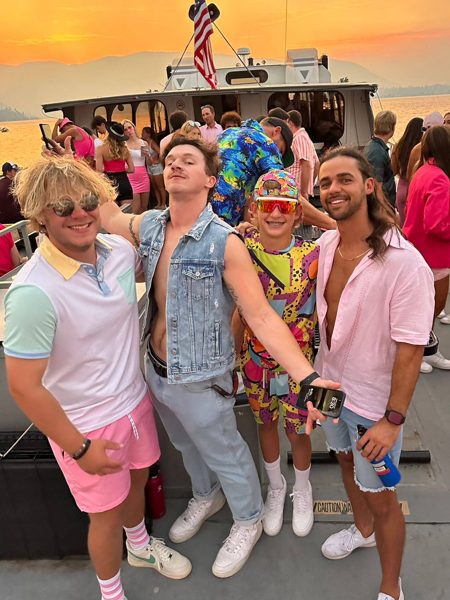 Lake Chelan Waterpark for families. Slidewaters & Surf