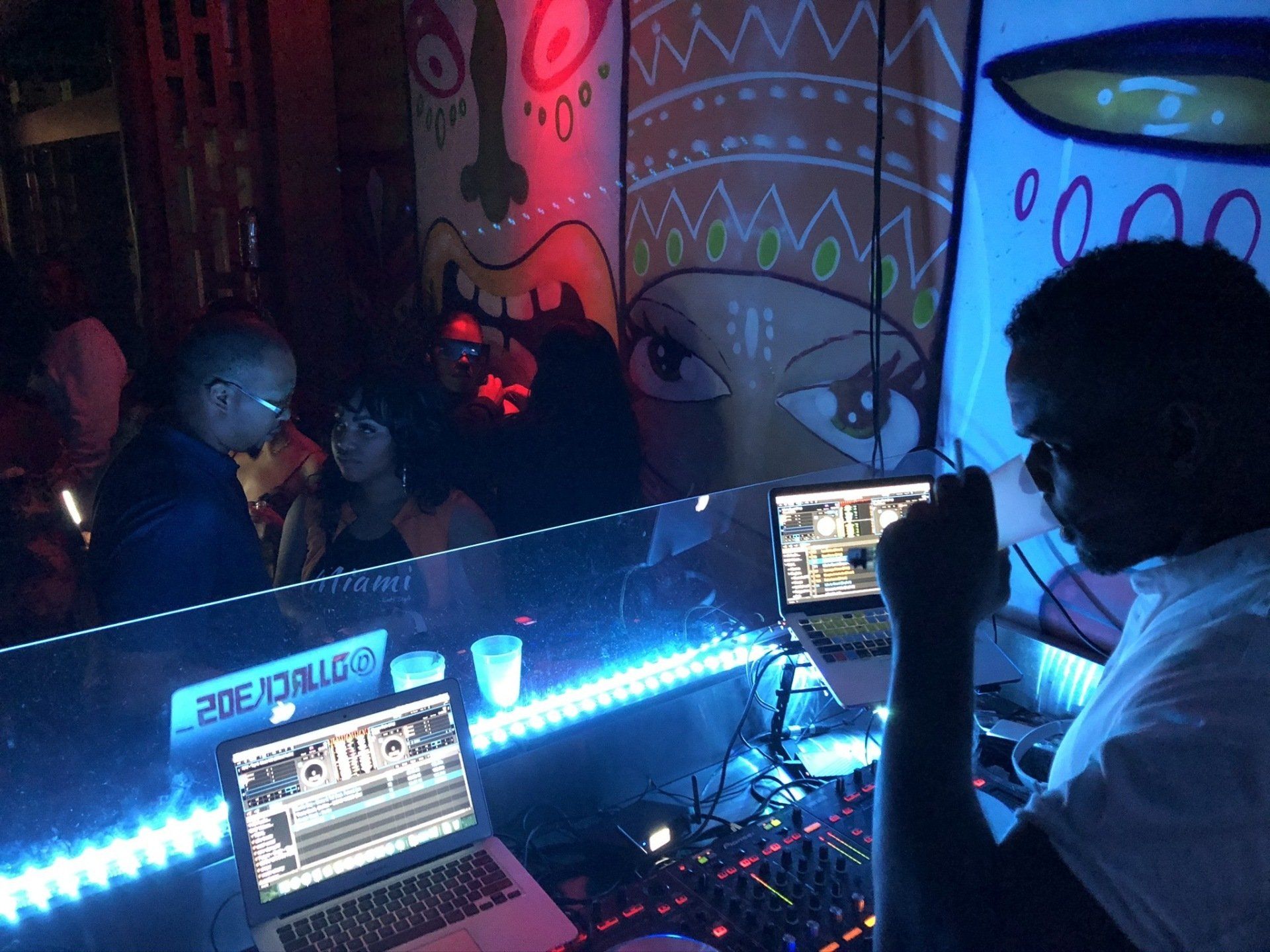 Voodoo Nightclub & Rooftop Lounge | Best Hookahs on Ocean Dr