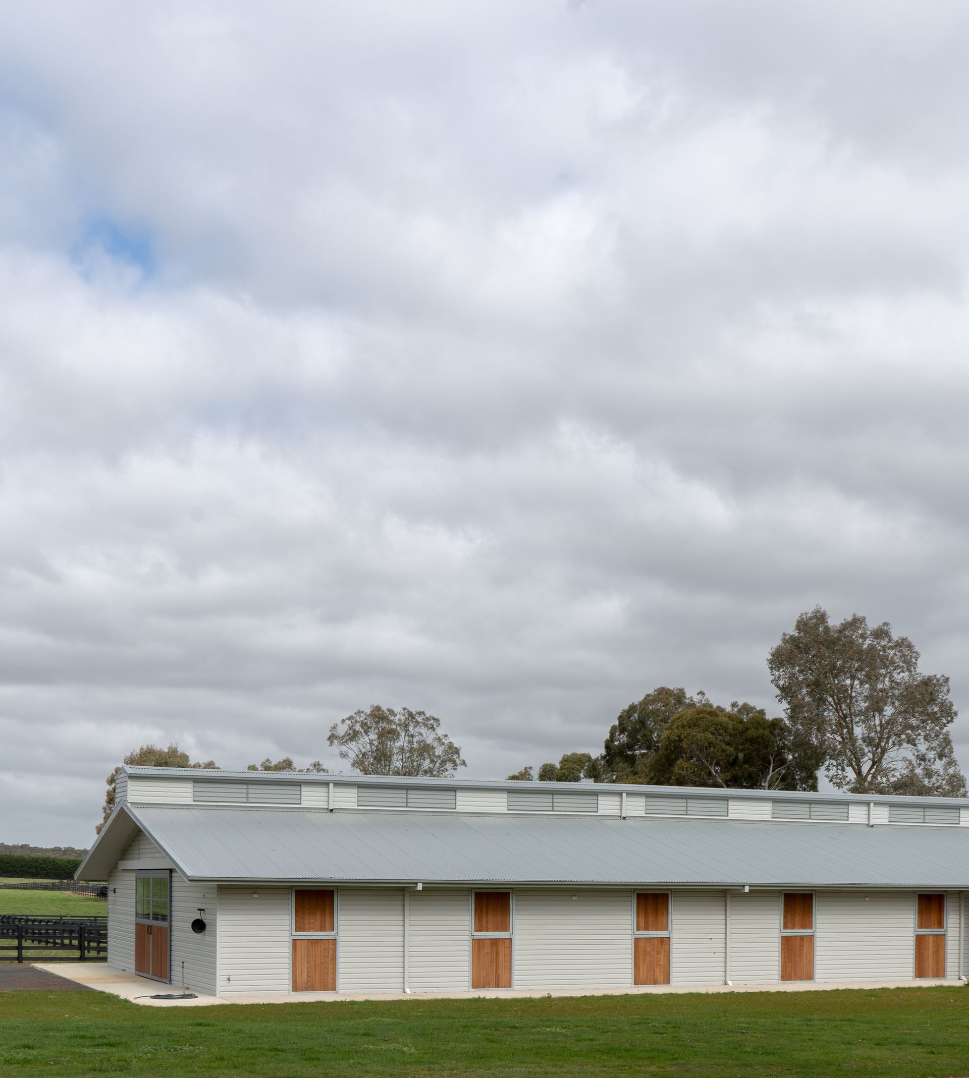 Breeders Farm Stables Project - Steelcorp Australia