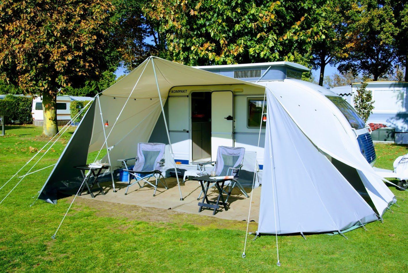 Atomatent, katoenen piramidetenten, luifels en verandazeilen