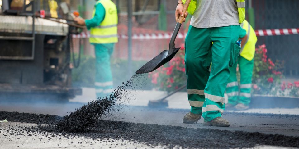 4 Steps to Expect During Asphalt Paving