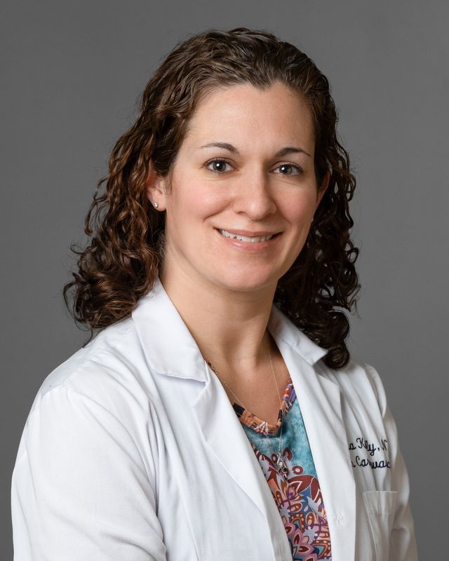 Dara Lewis's Instagram, Twitter & Facebook on IDCrawl