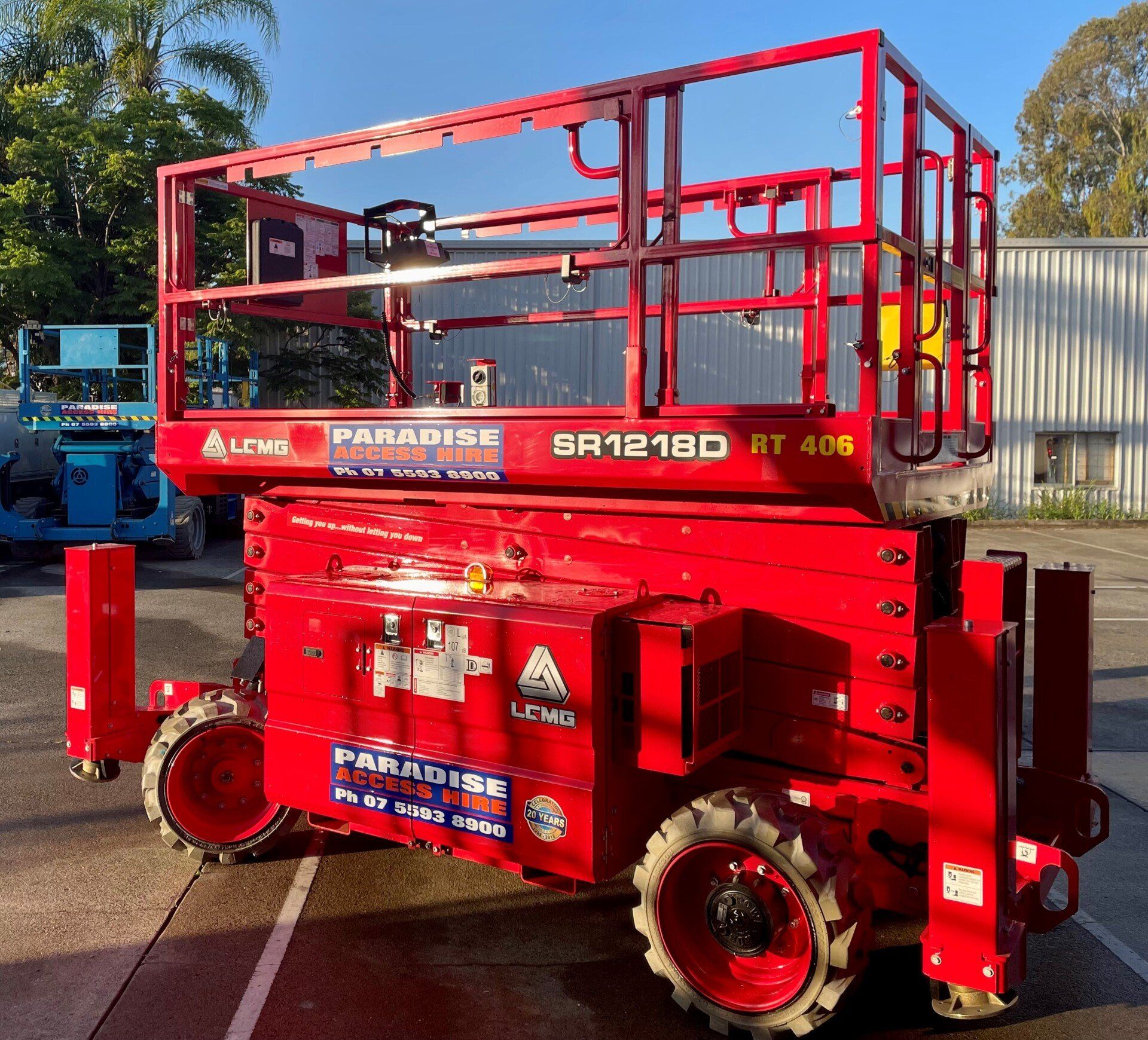 Scissor Lifts for Hire Gold Coast | Paradise Tower Hire