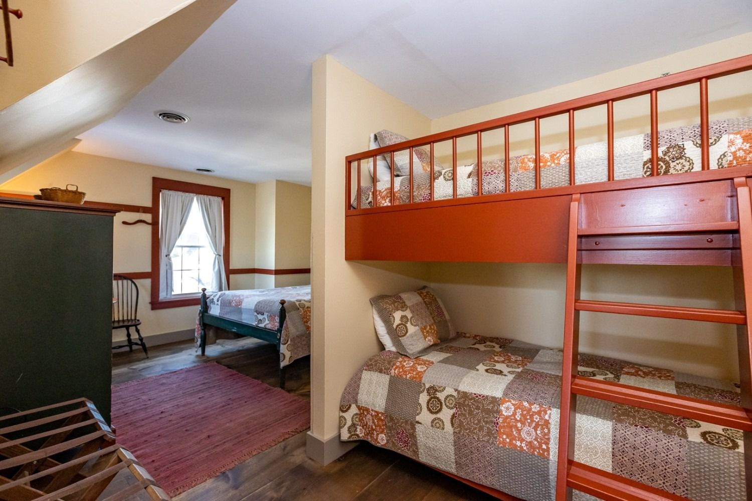 Room | Artists Colony Inn | Nashville