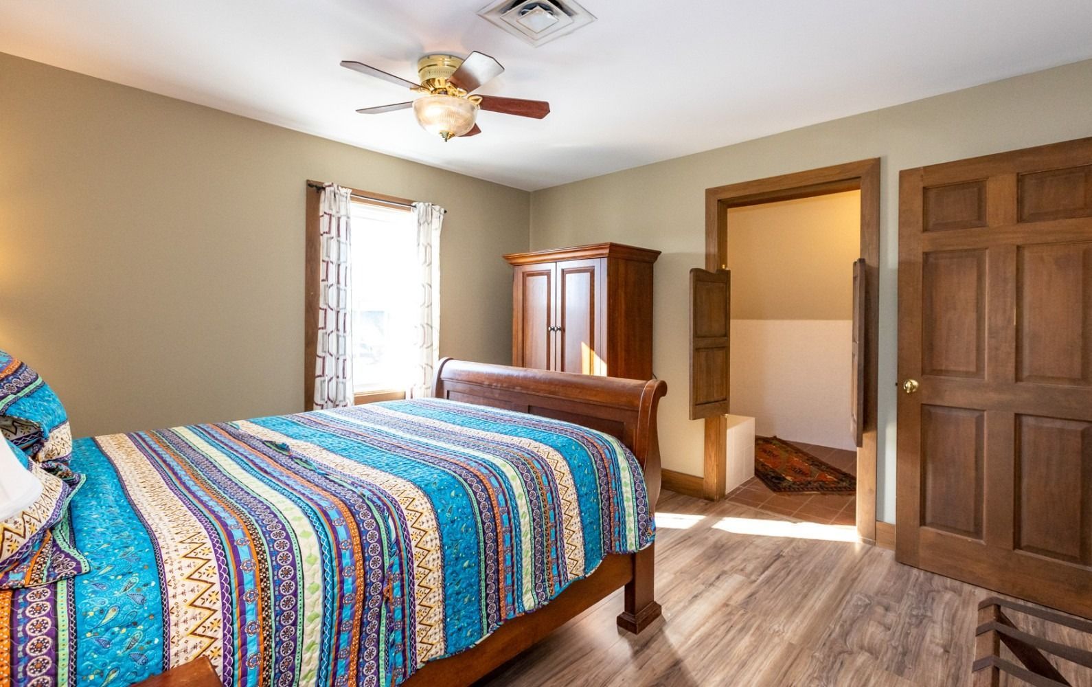 Room | Artists Colony Inn | Nashville