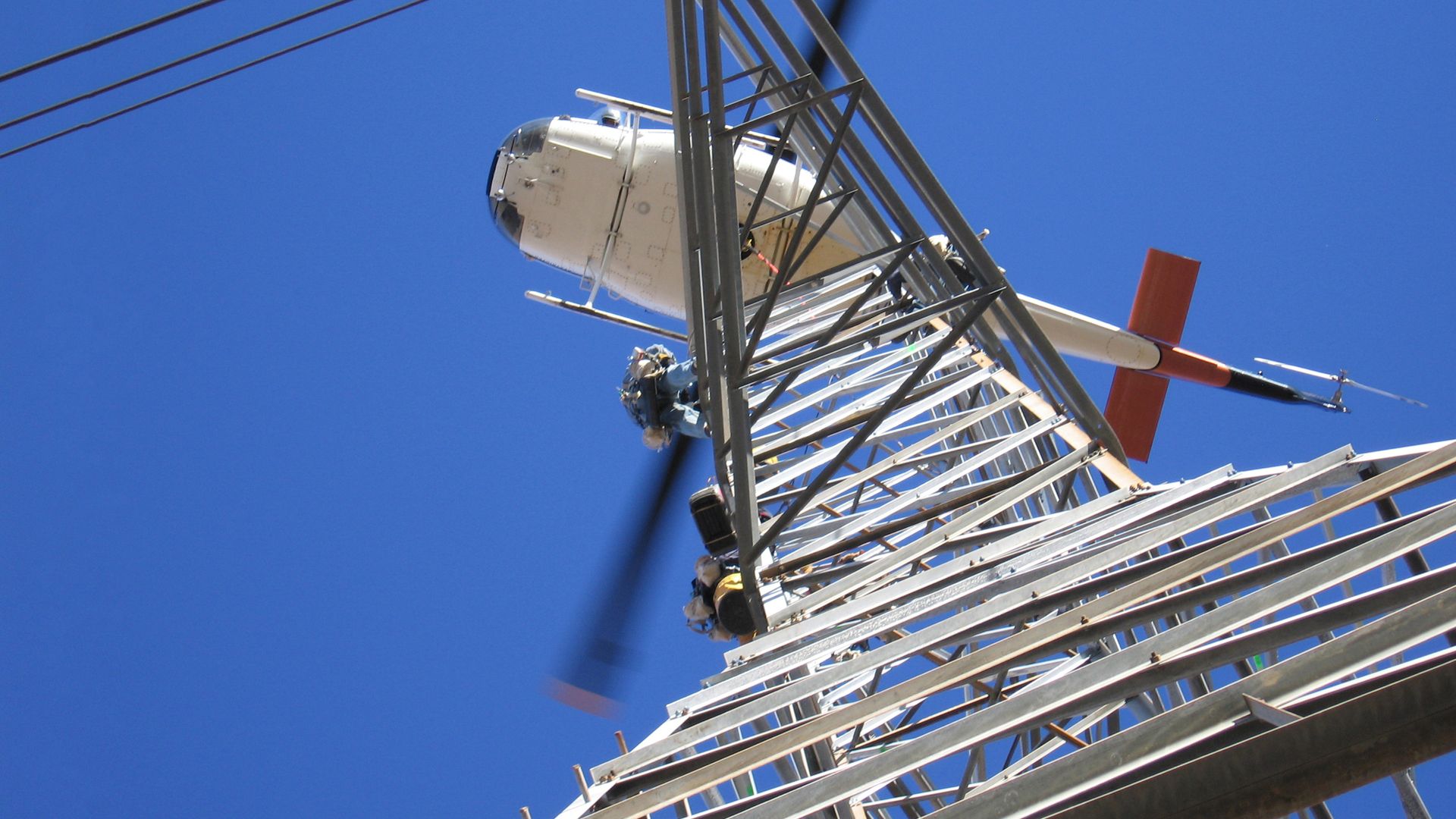 Van Horn Aviation | Composite Rotor Blades