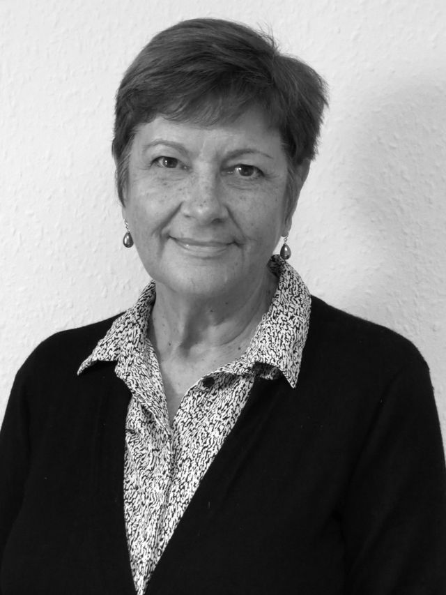 Alexandra Clifford's Instagram, Twitter & Facebook on IDCrawl