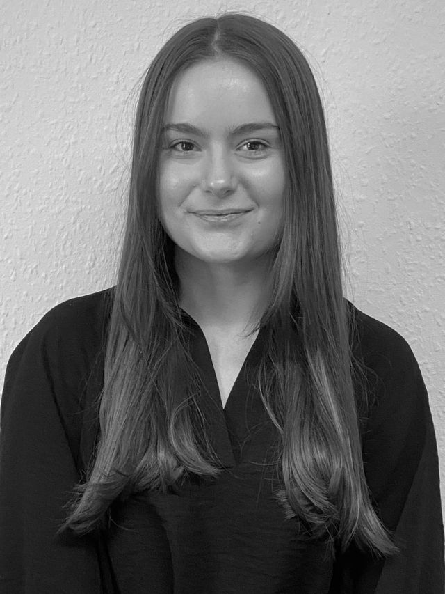 Alexandra Clifford's Instagram, Twitter & Facebook on IDCrawl