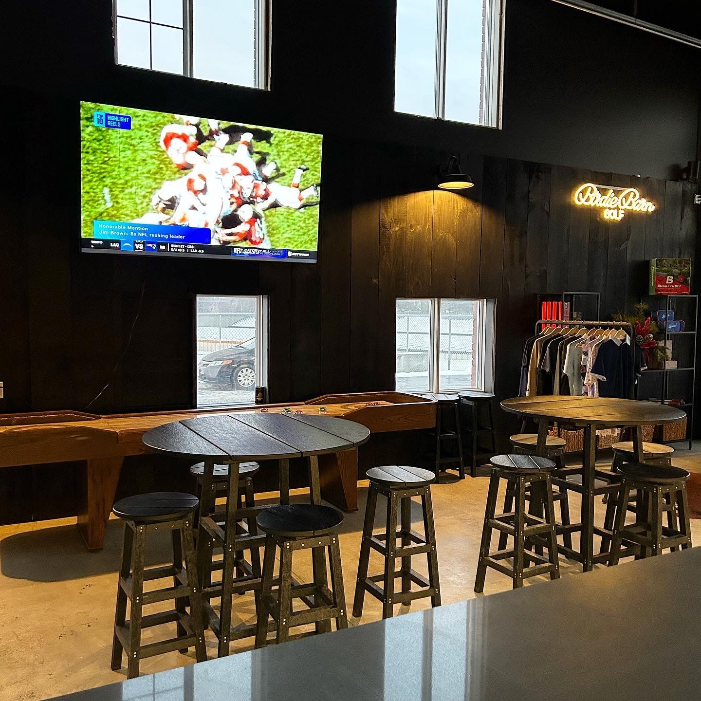 Birdie Barn Golf | Indoor Golf & Games - Walkerton, ON