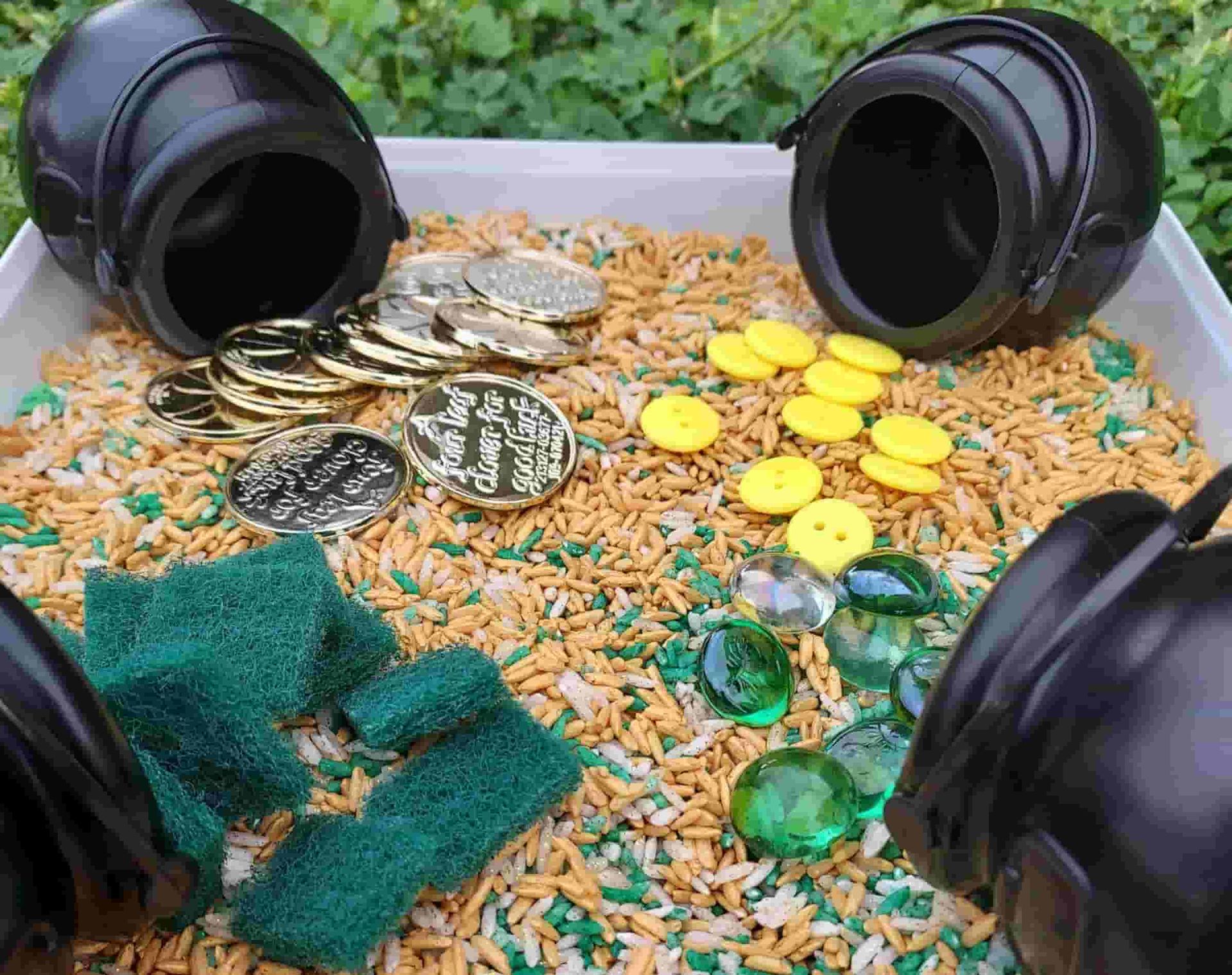 Easy St. Paddy’s Day DIY Calming Bottles And More Lucky Crafts!