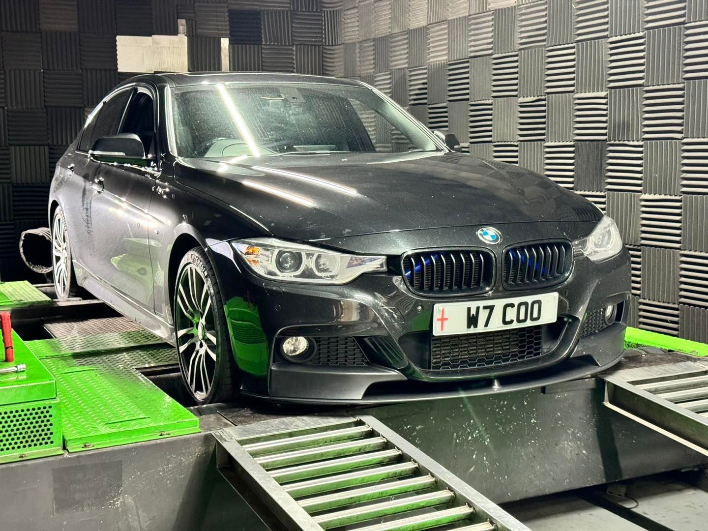 BMW 330D stage 1 ECU and TCU remapping