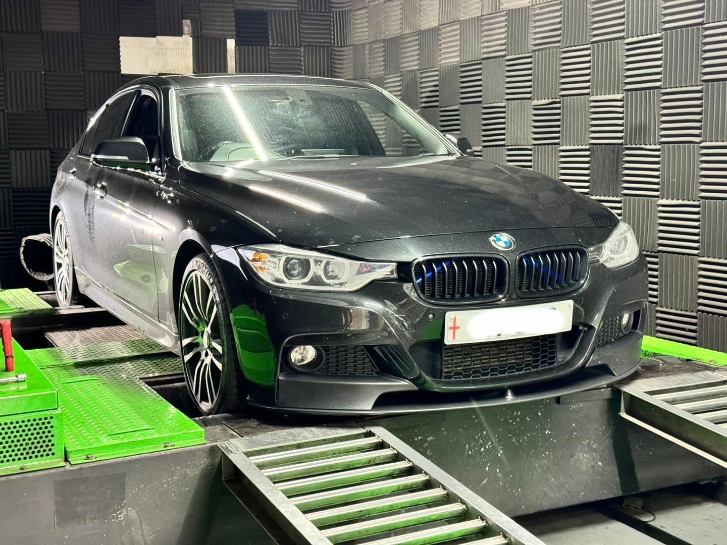 BMW 330D stage 1 ECU and TCU remapping