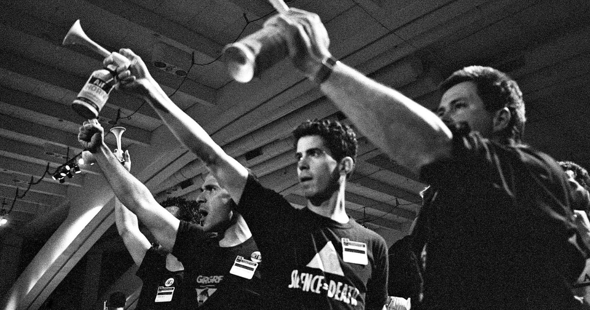 The 1990s AIDS Epidemic: Unraveling Its History, Media, Government, and ...