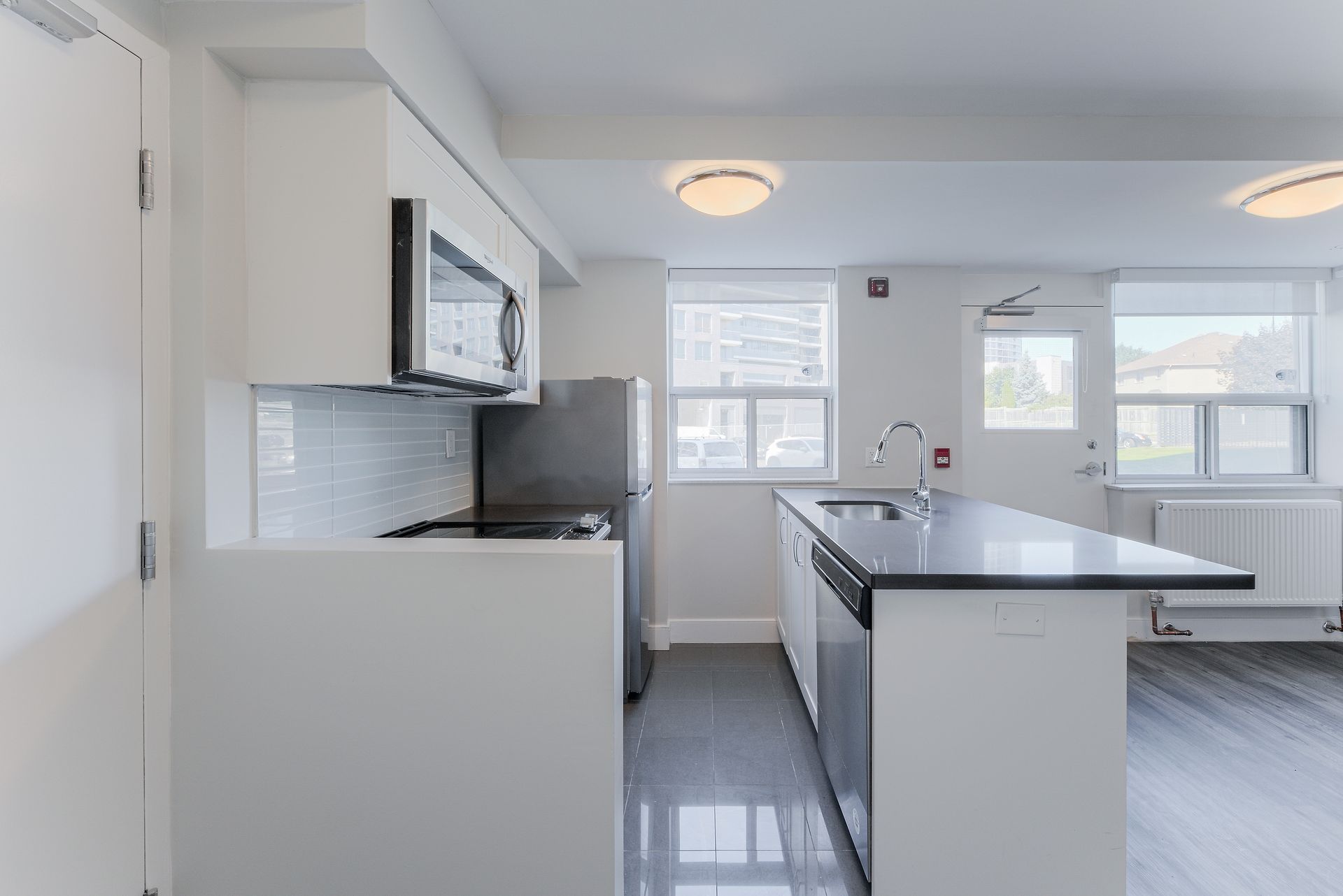 Suite and Building Pictures | Gallery, 340 The East Mall