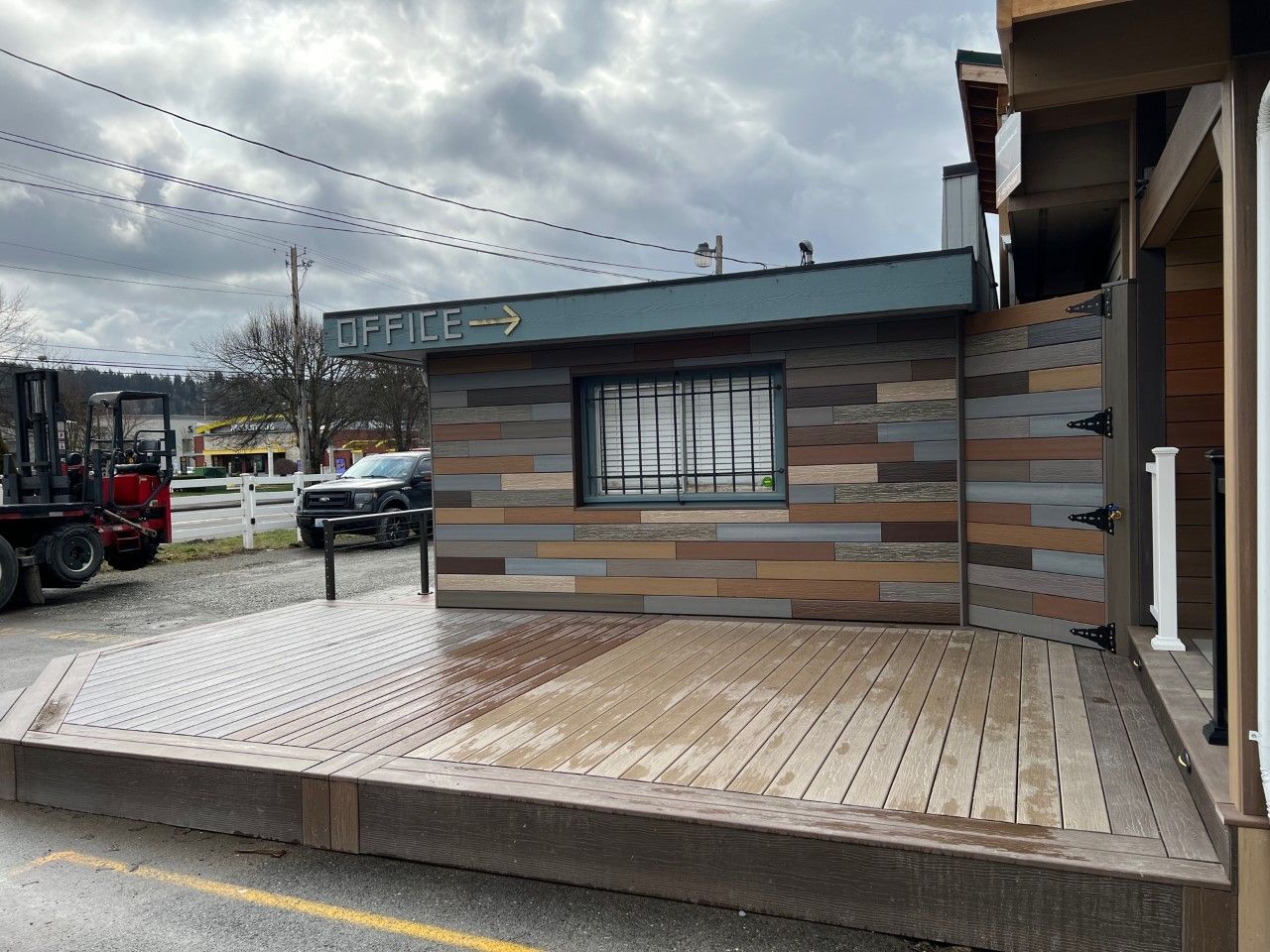 Decking Showroom – Auburn, WA – Tyee Cedar & Lumber Co.