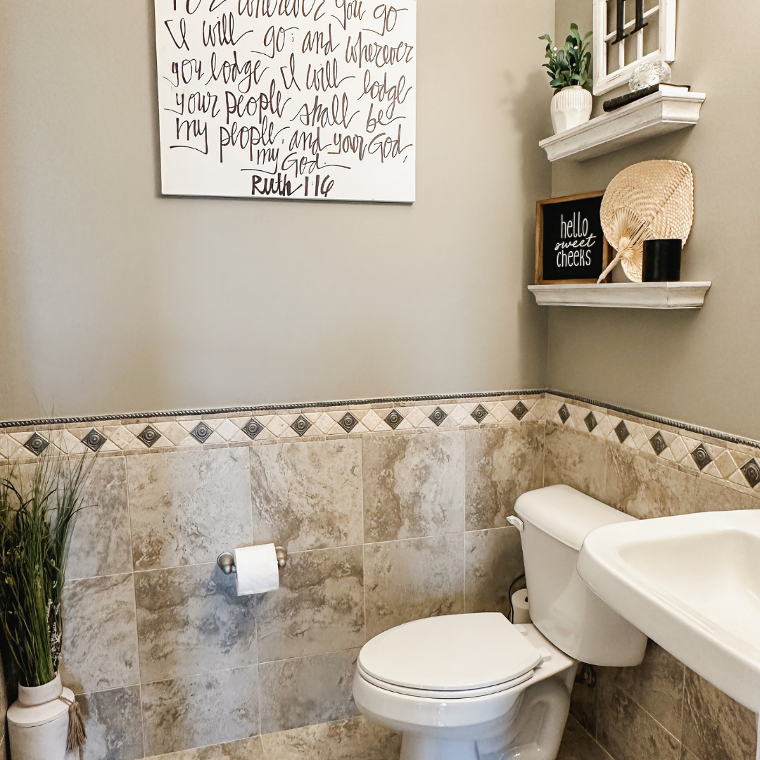 Small Bathroom Makeover