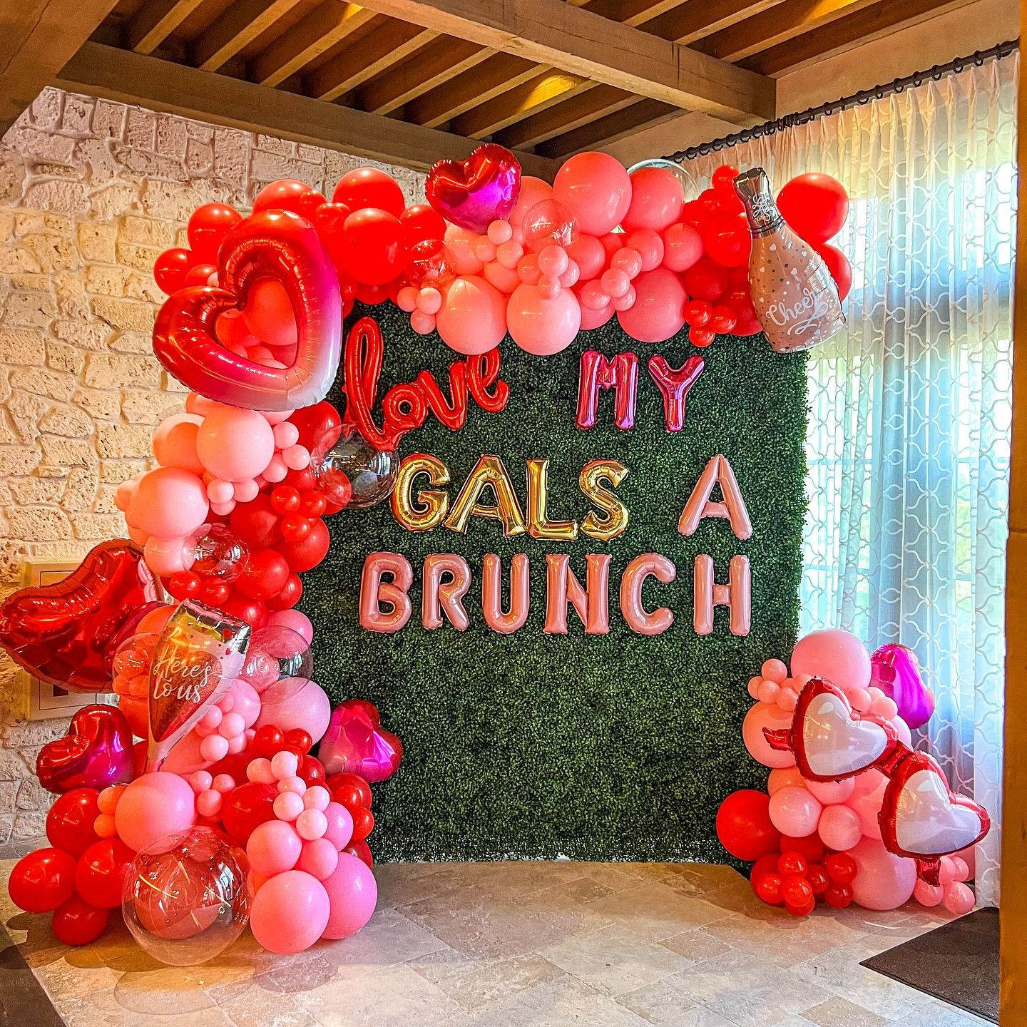 Orlando Balloon Decor Company, Tabitha's Balloon Bar