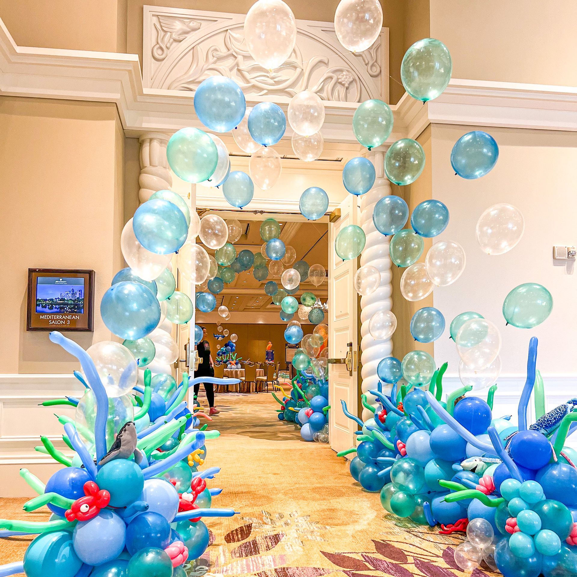 Balloon Arches, Orlando Balloon Decorator
