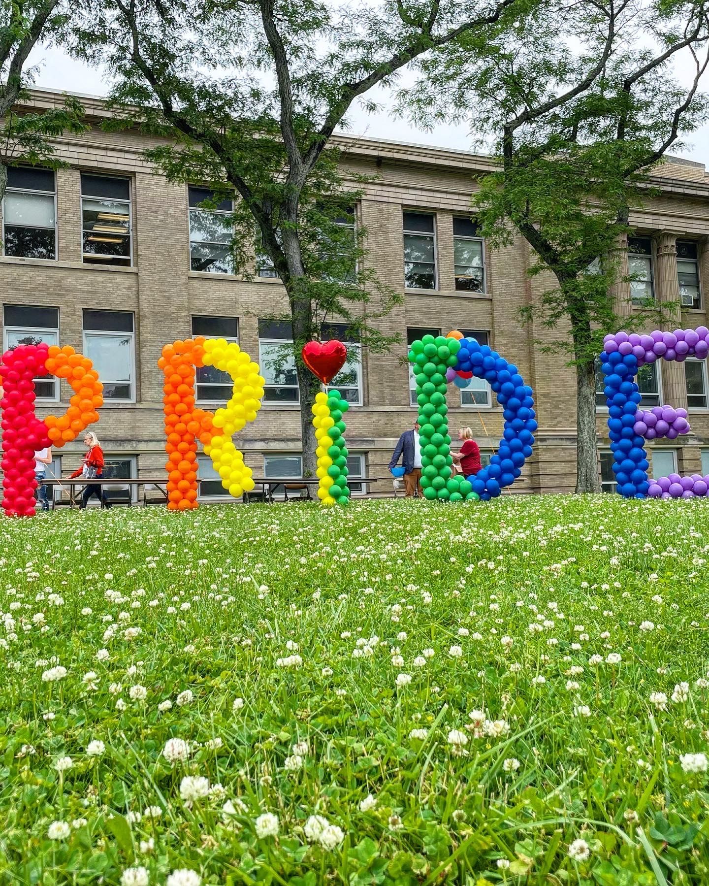 Professional Balloon Decor - Westchester Pop Stars INC.
