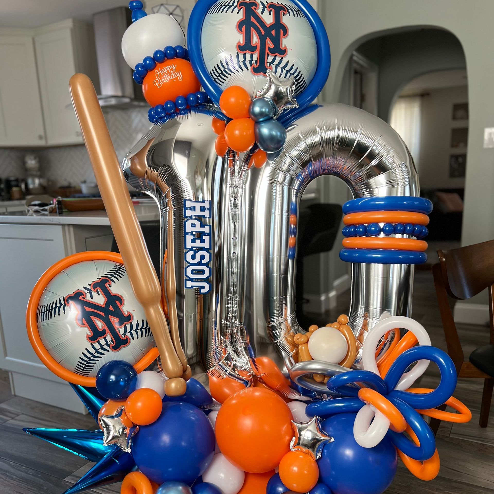 Grab and Go Balloon Decor | Westchester Pop Stars INC