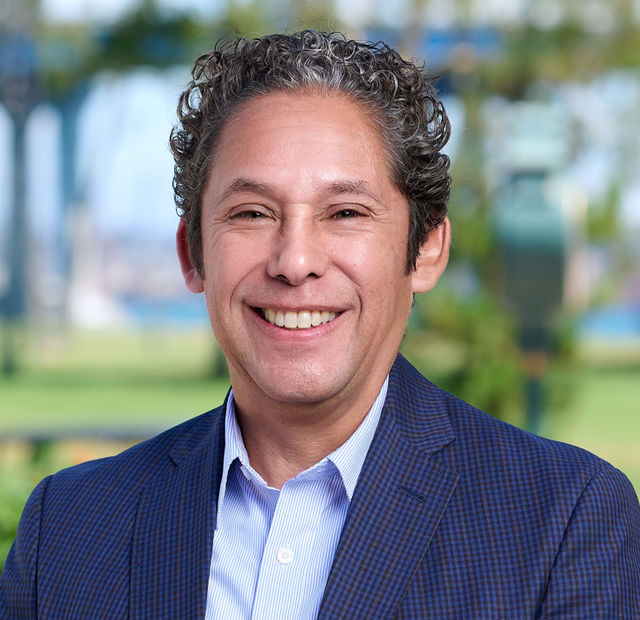 Victor Benavides's Instagram, Twitter & Facebook on IDCrawl