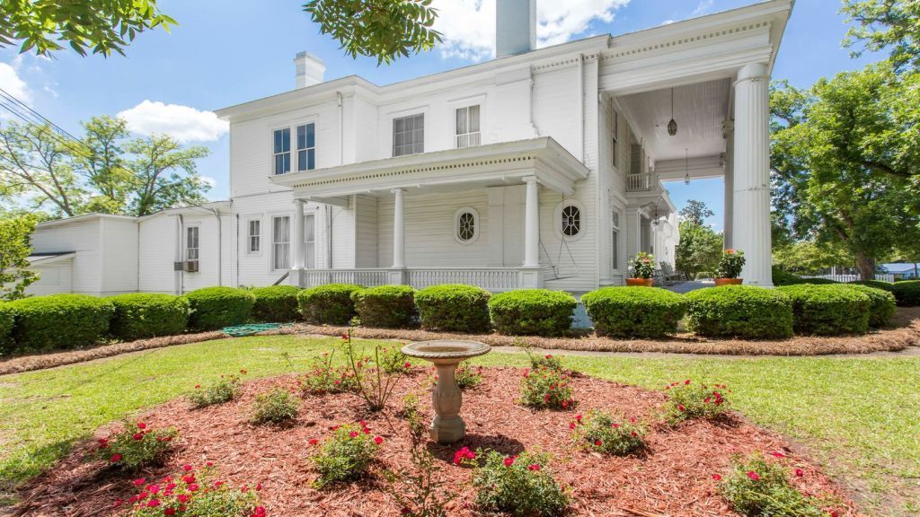 Our Facilities | Thompson Strickland Waters Funeral Home