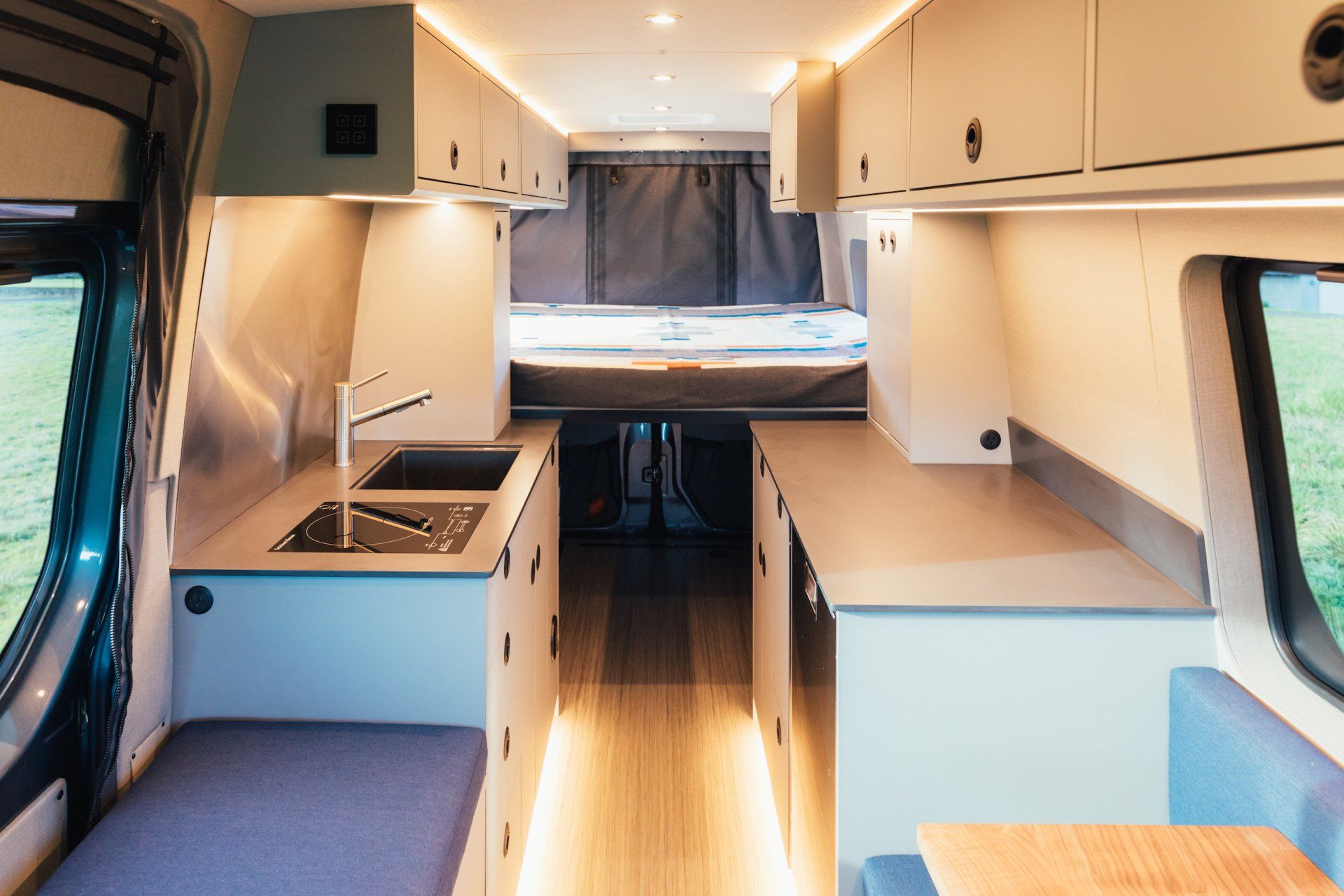 SV | Benchmark Vehicles