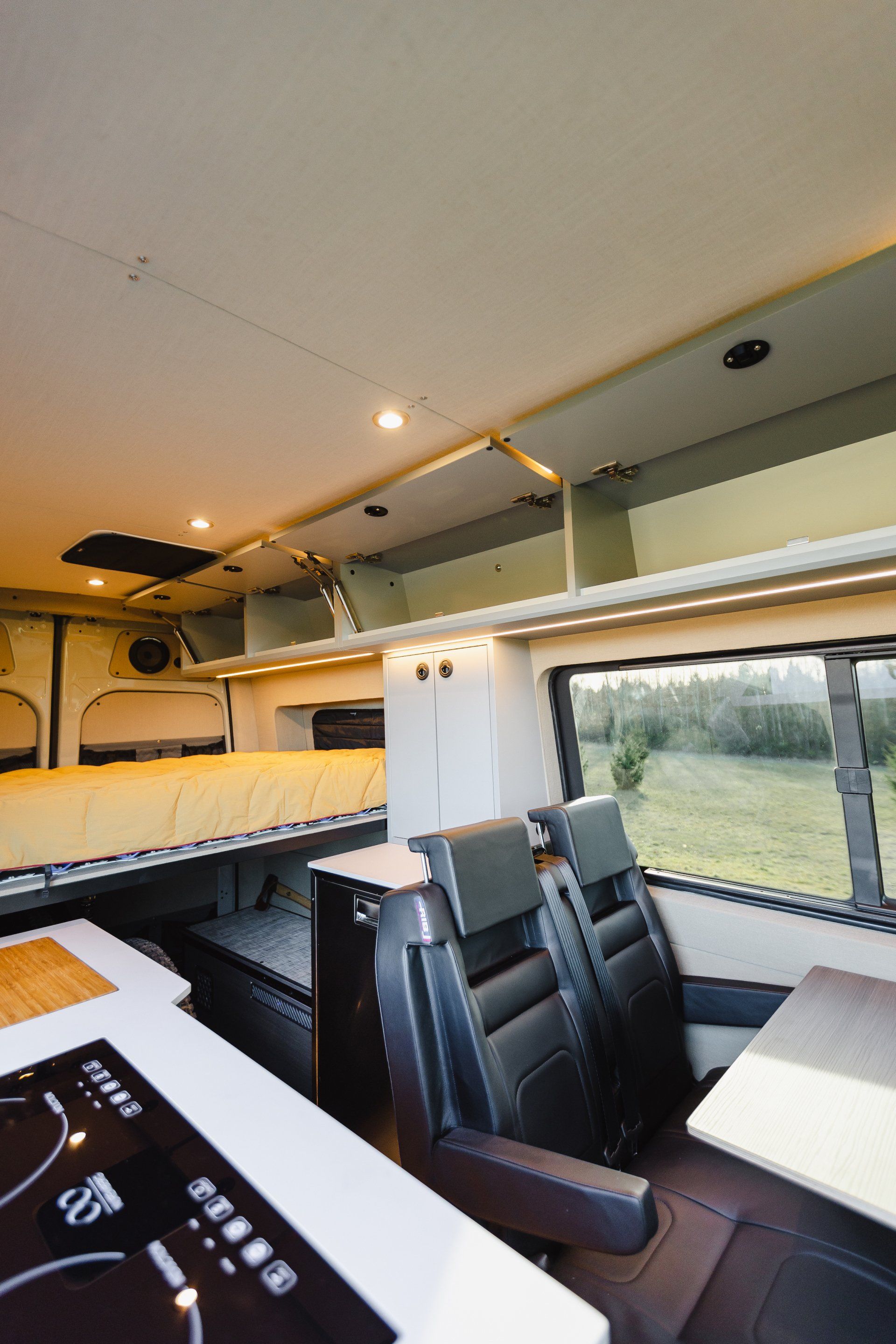 LEGIONNAIRE | Benchmark Vehicles