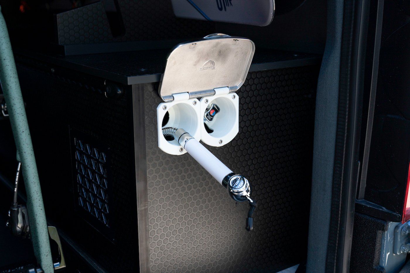 SIBO | Benchmark Vehicles