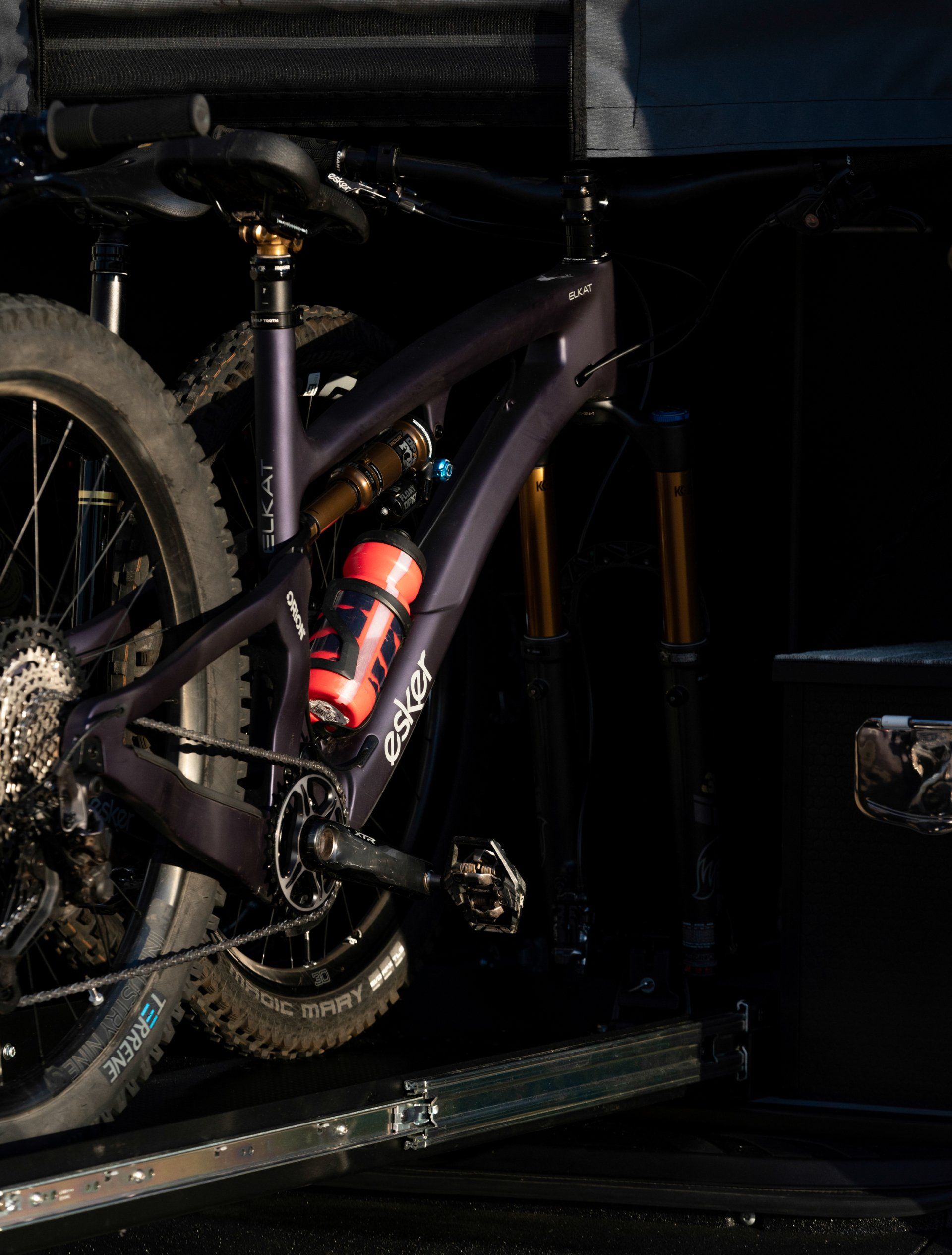 ZEPPELIN | Benchmark Vehicles